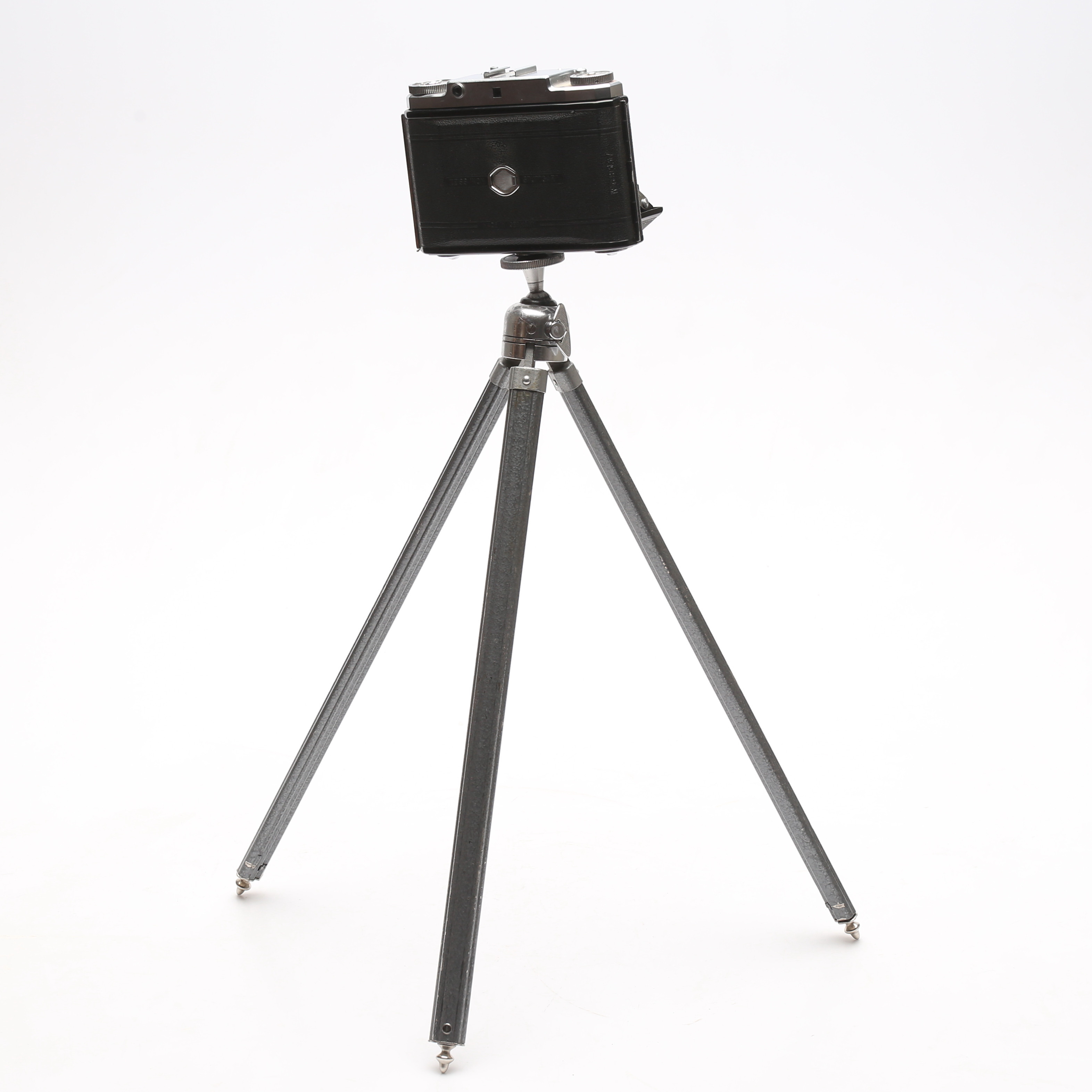 Images for 2066128. CAMERA, Zeiss Ikonta and STAND, Bilora. - Auctionet