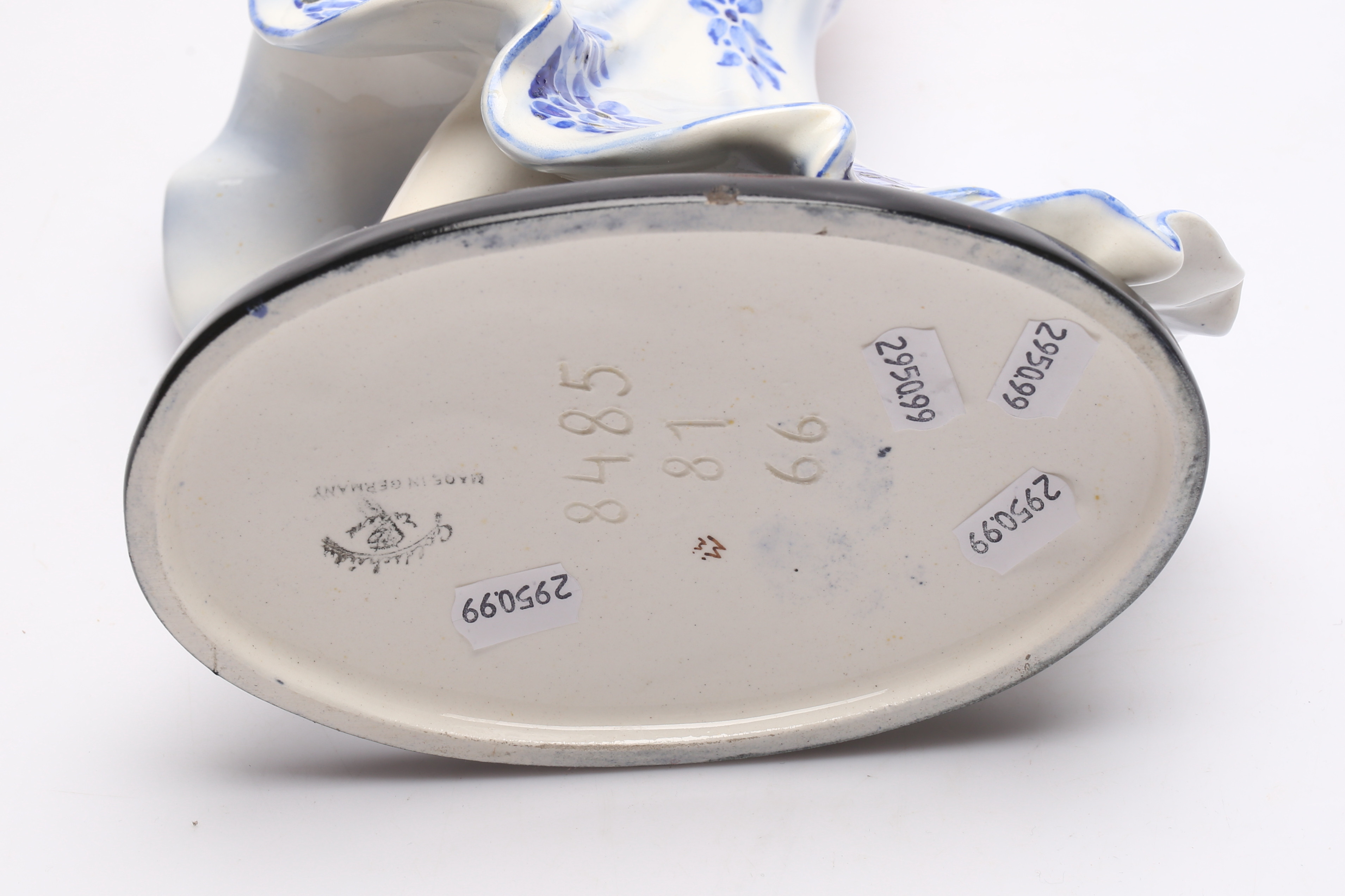 Images for 2076573. FIGURINE, porcelain, Golscheider, Germany. - Auctionet