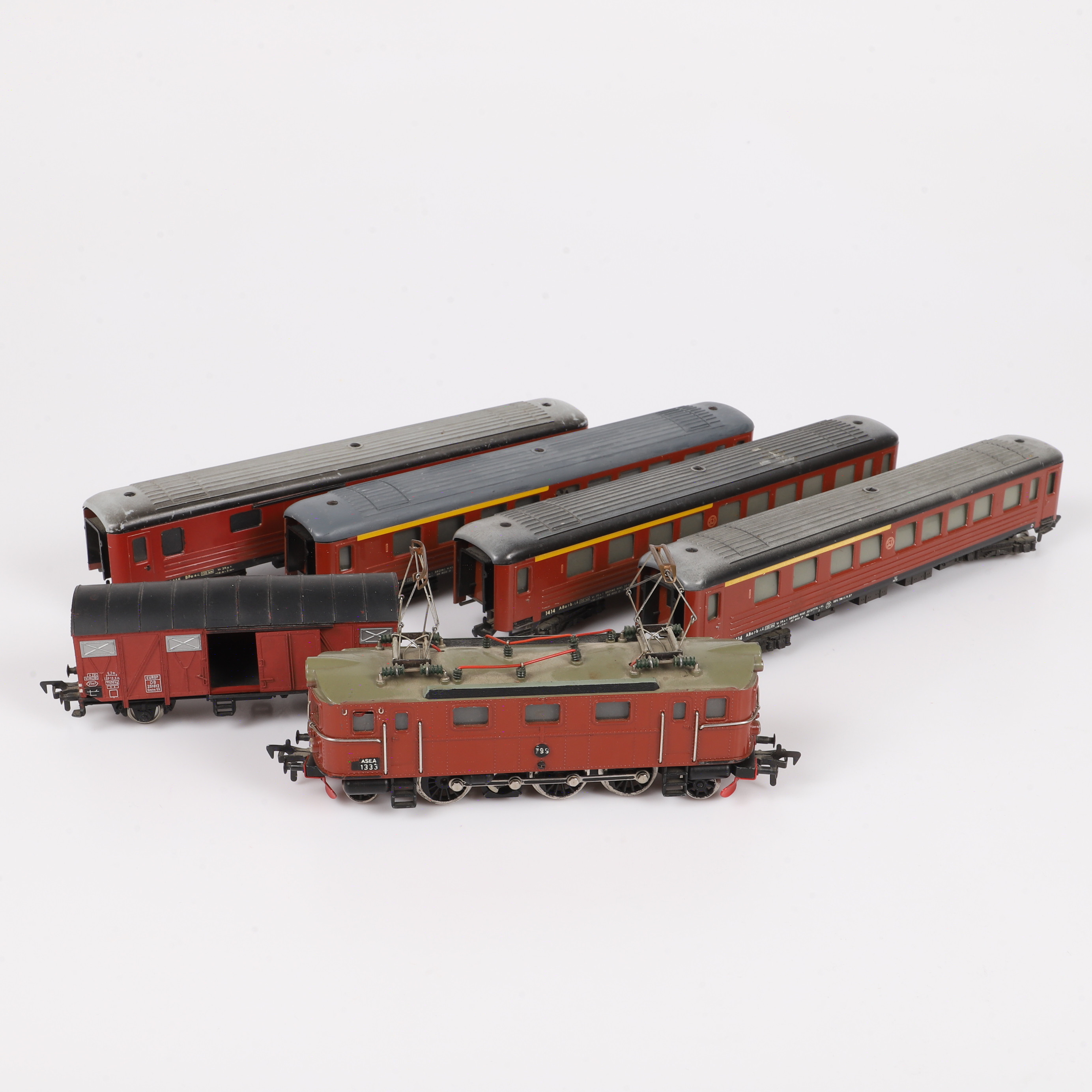 LOK SAMT VAGNAR, 6 delar, Fleischmann. | Barnebys