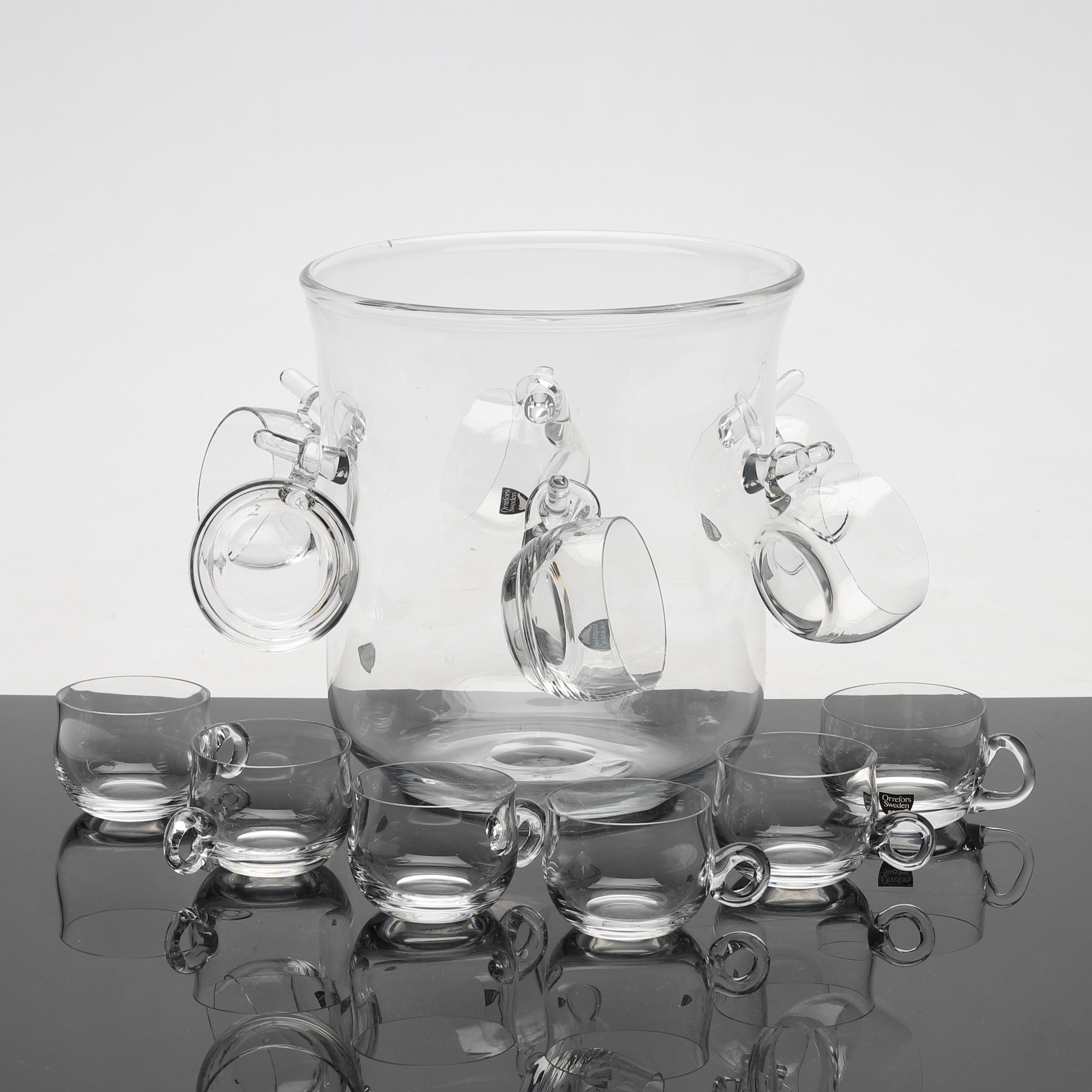 Images for 2104857. PUNCH BOWL, with mugs, 13 parts (8+5), glass, among ...