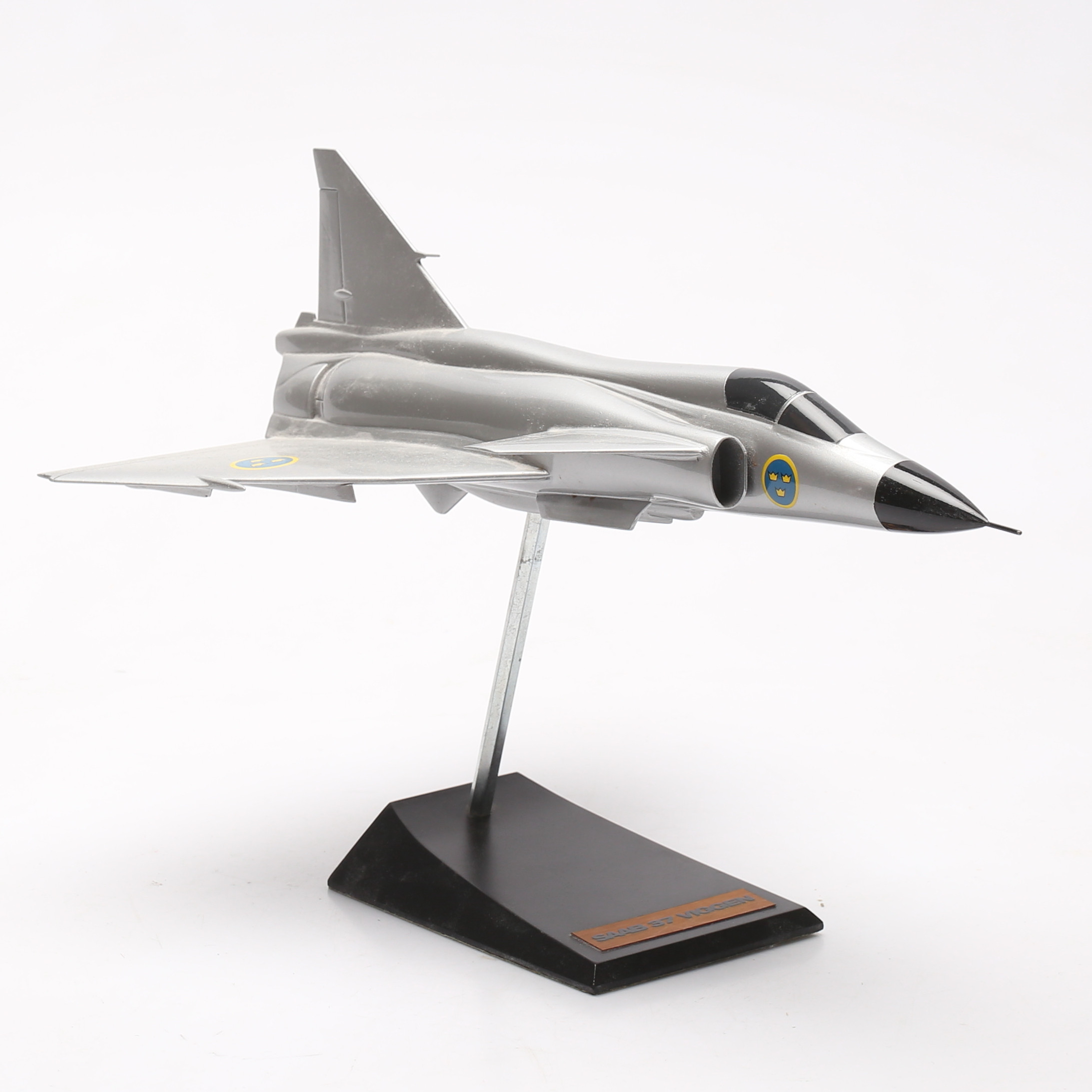 MODELLFLYGPLAN, plast, SAAB 37 Viggen, Space Models. | Barnebys