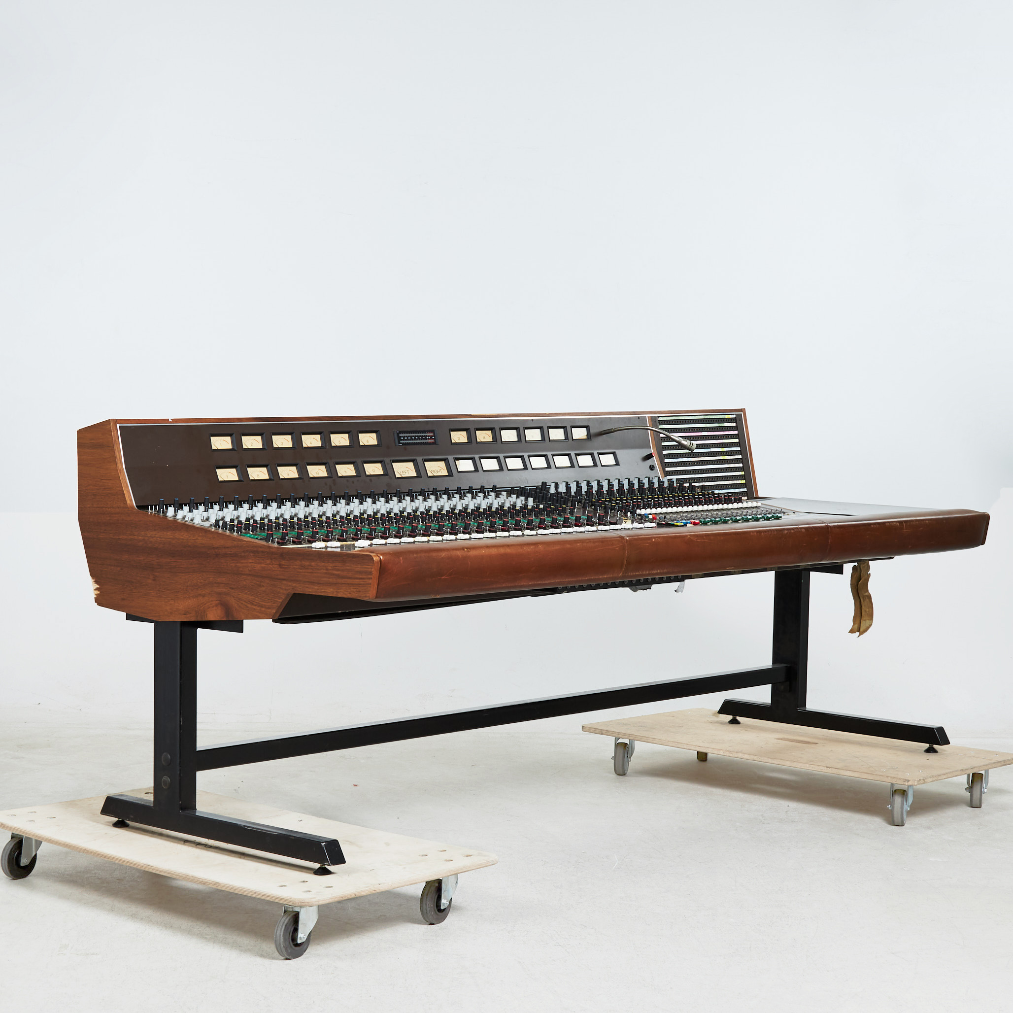 Images for 2120026. RAINDIRK SERIES 3 MIXERBORD, with associated sound ...