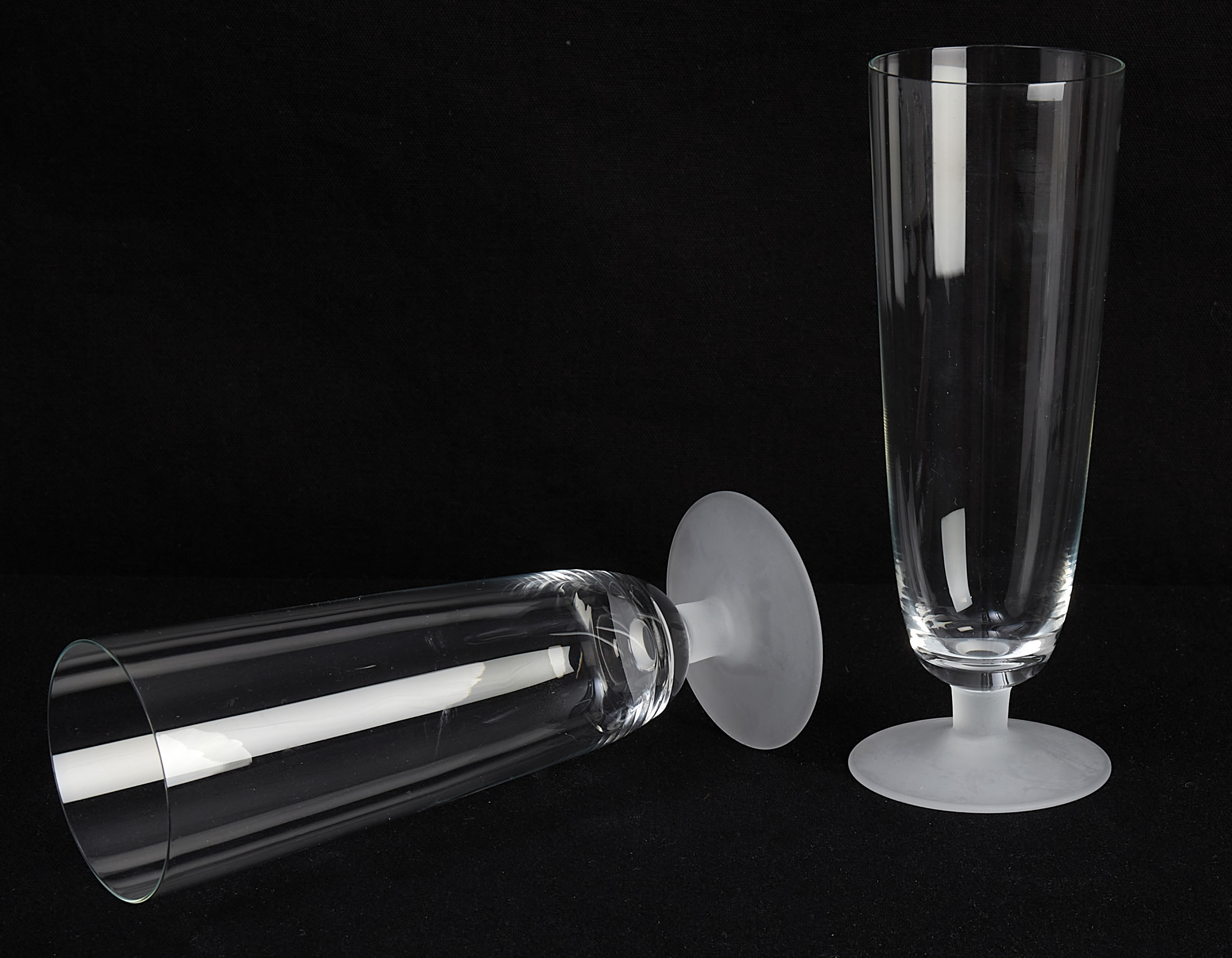 Images for 2120675. SIGNE PERSSON-MELIN, "Right Size", 18 dlr, glass ...