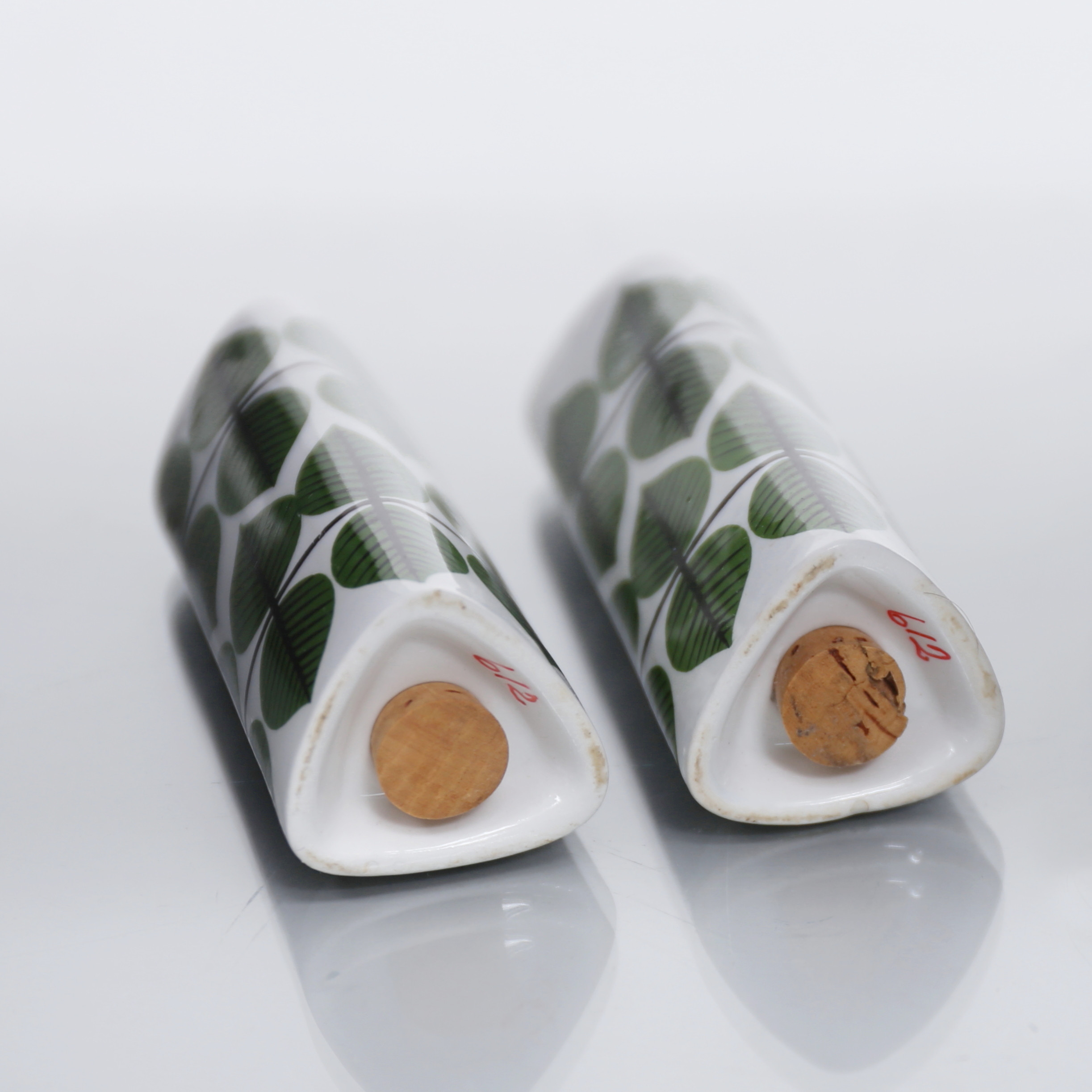 Images for 2120742. STIG LINDBERG. Salt and pepper shakers, "Berså ...