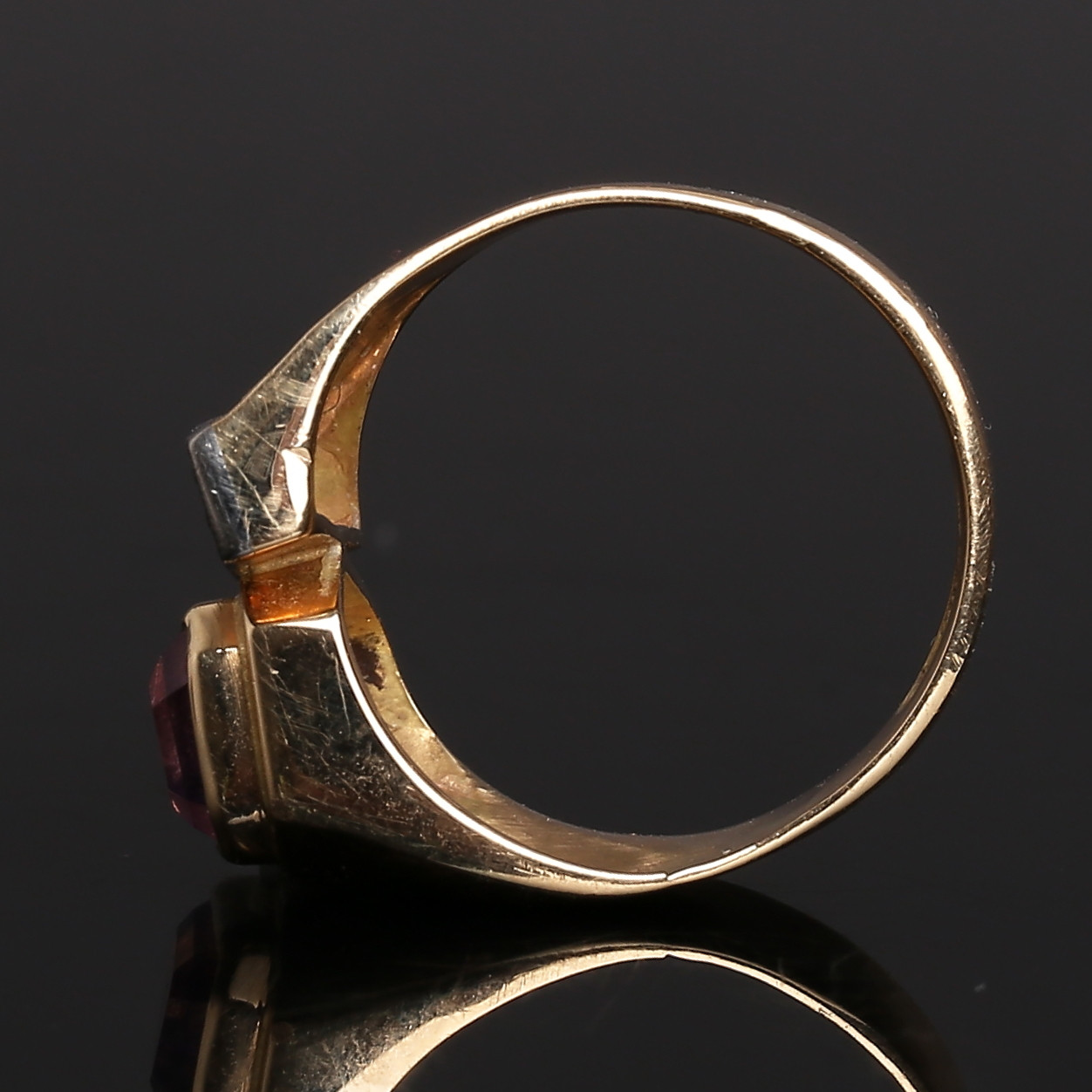 Images for 2122762. RING, 18K gold with purple paste and diamonds ...