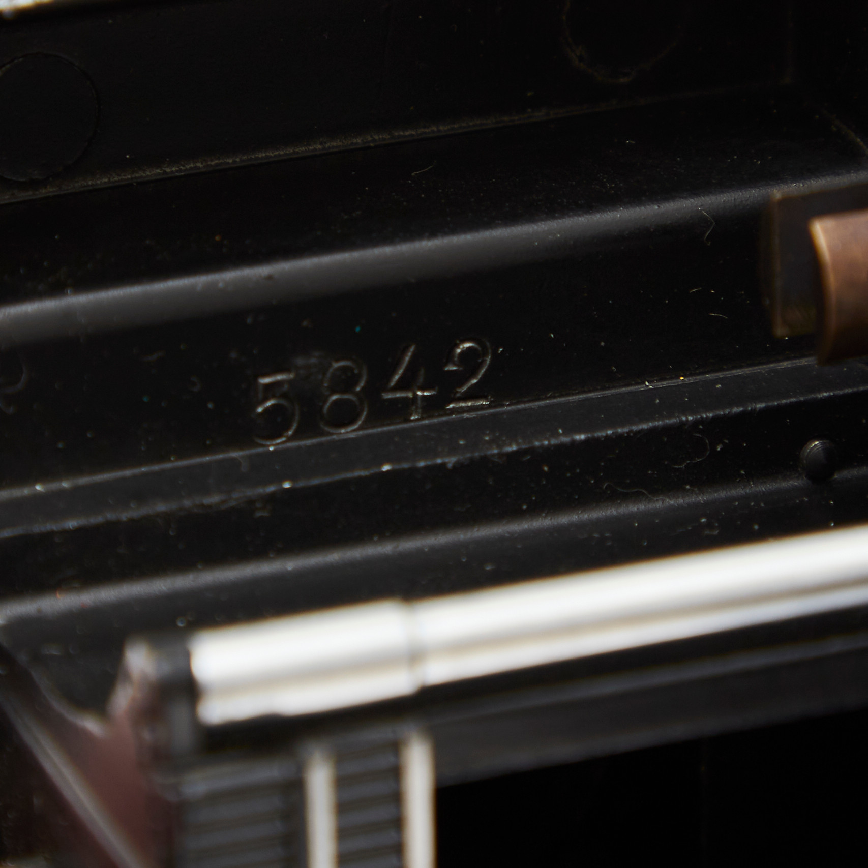 Images for 2130299. Otto Berning & Co., VEB Mimosa, two 35mm cameras ...