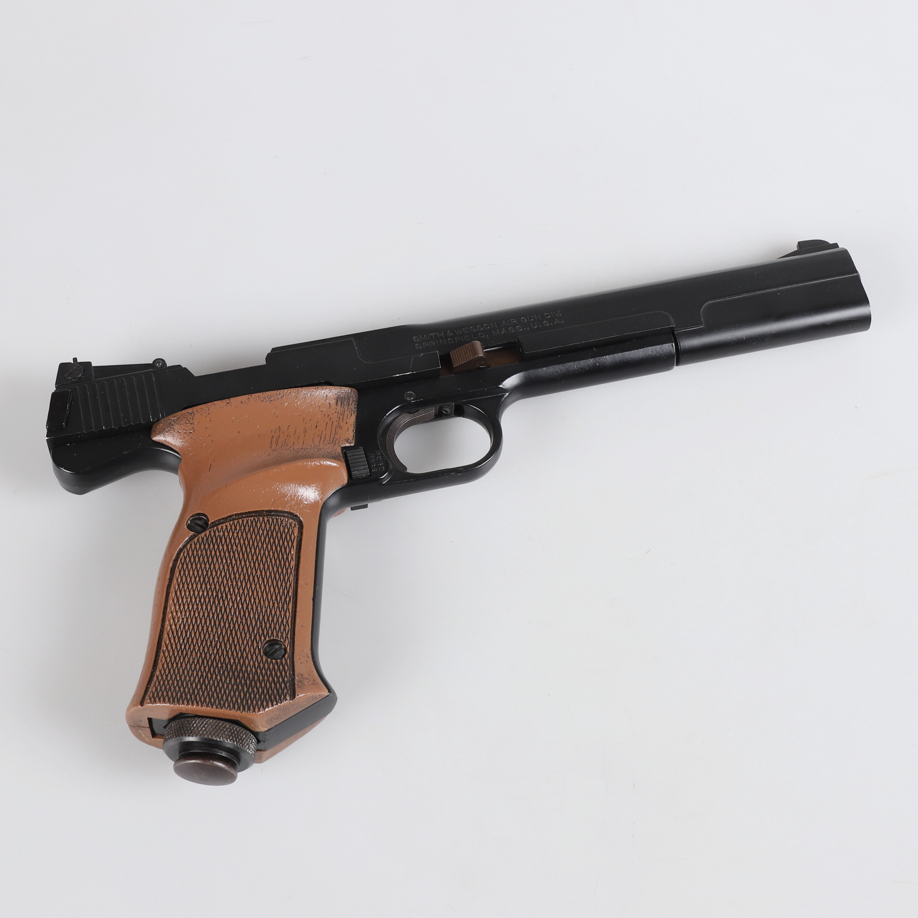 LUFTPISTOL, Smith & Wesson Model 79G, 4,5 mm, CO₂, 1970-tal. | Barnebys