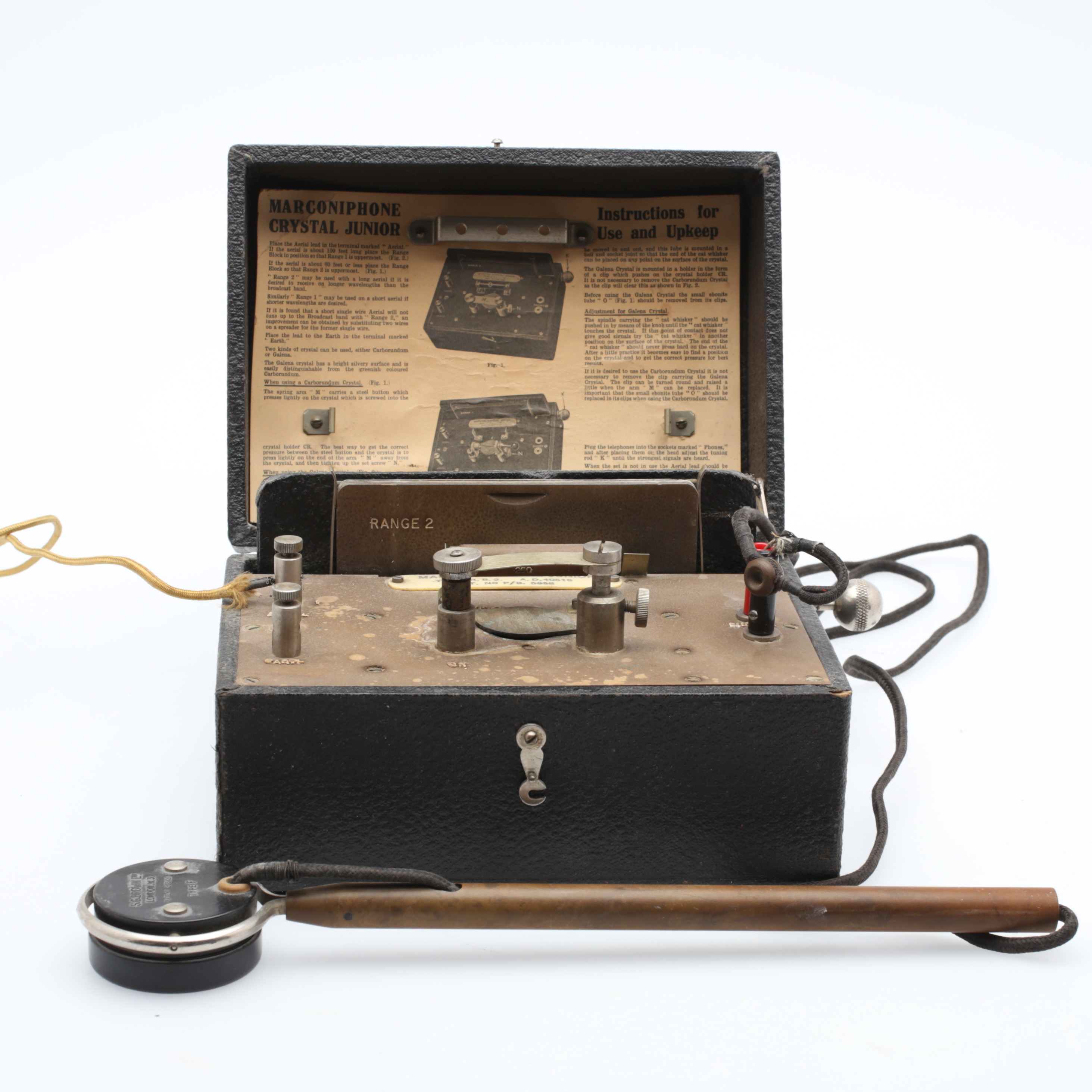 Bilder för 2155516. KRISTALLMOTTAGARE, 3 stycken, olika material, bl.a ...