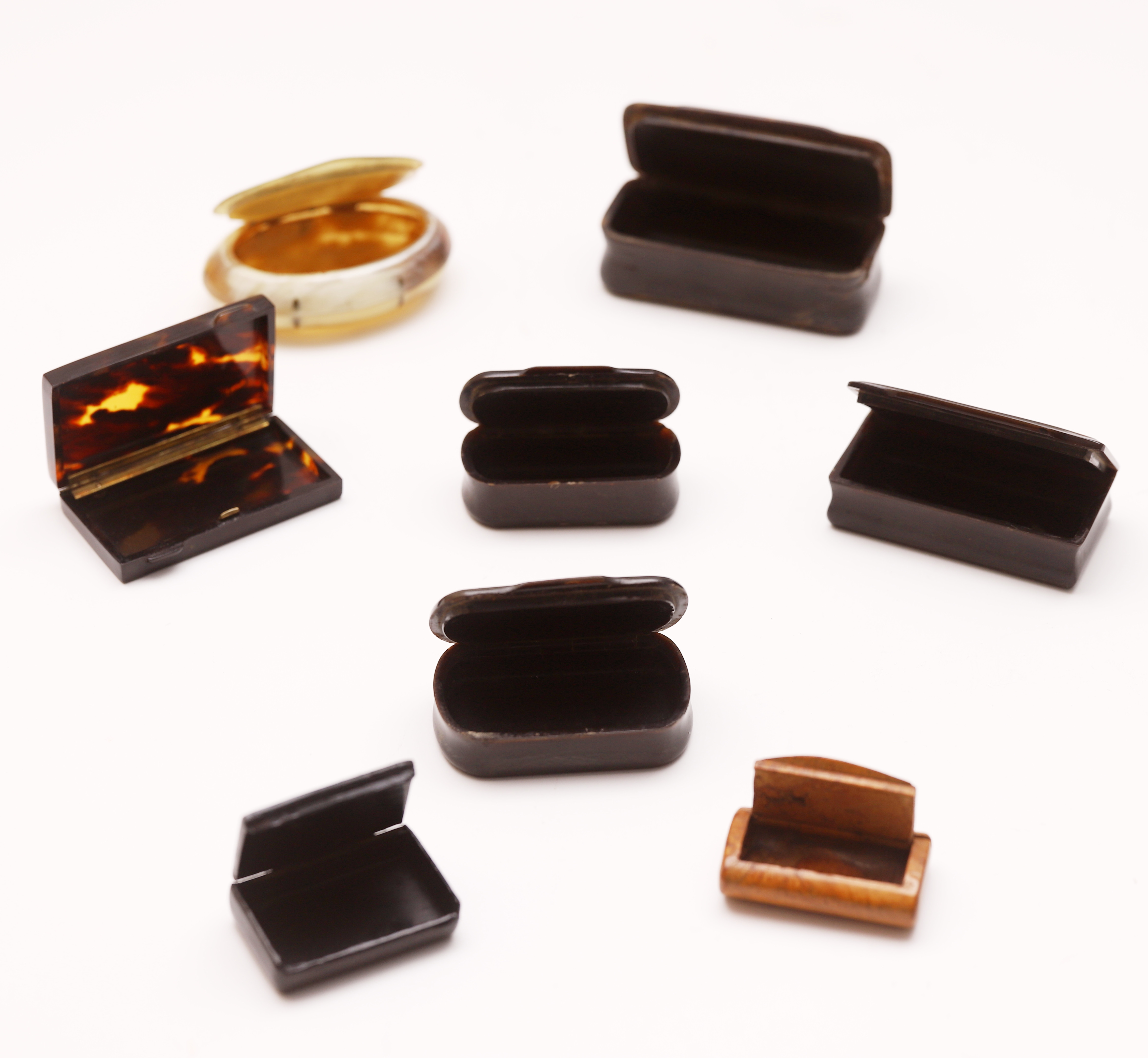 Images for 2191168. COLLECTION OF SNUFF BOXES, 8 boxes, various ...