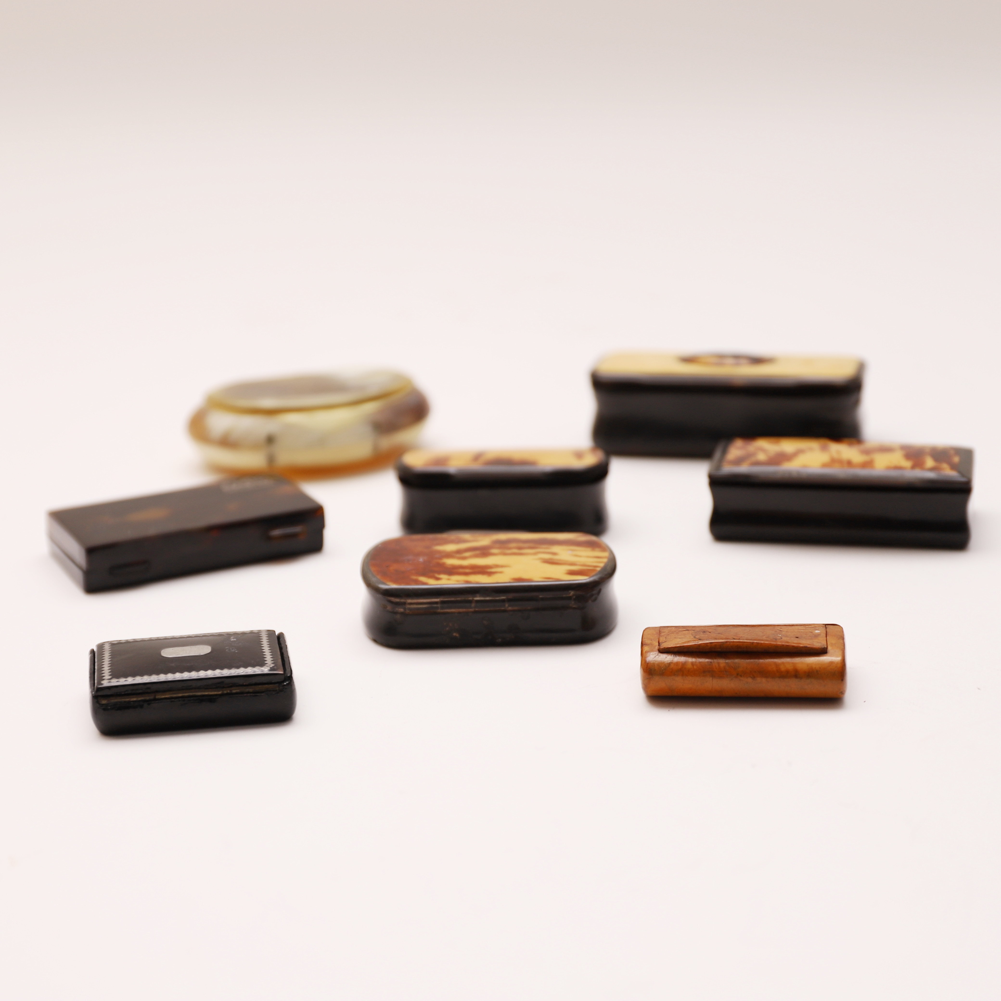 Images for 2191168. COLLECTION OF SNUFF BOXES, 8 boxes, various ...