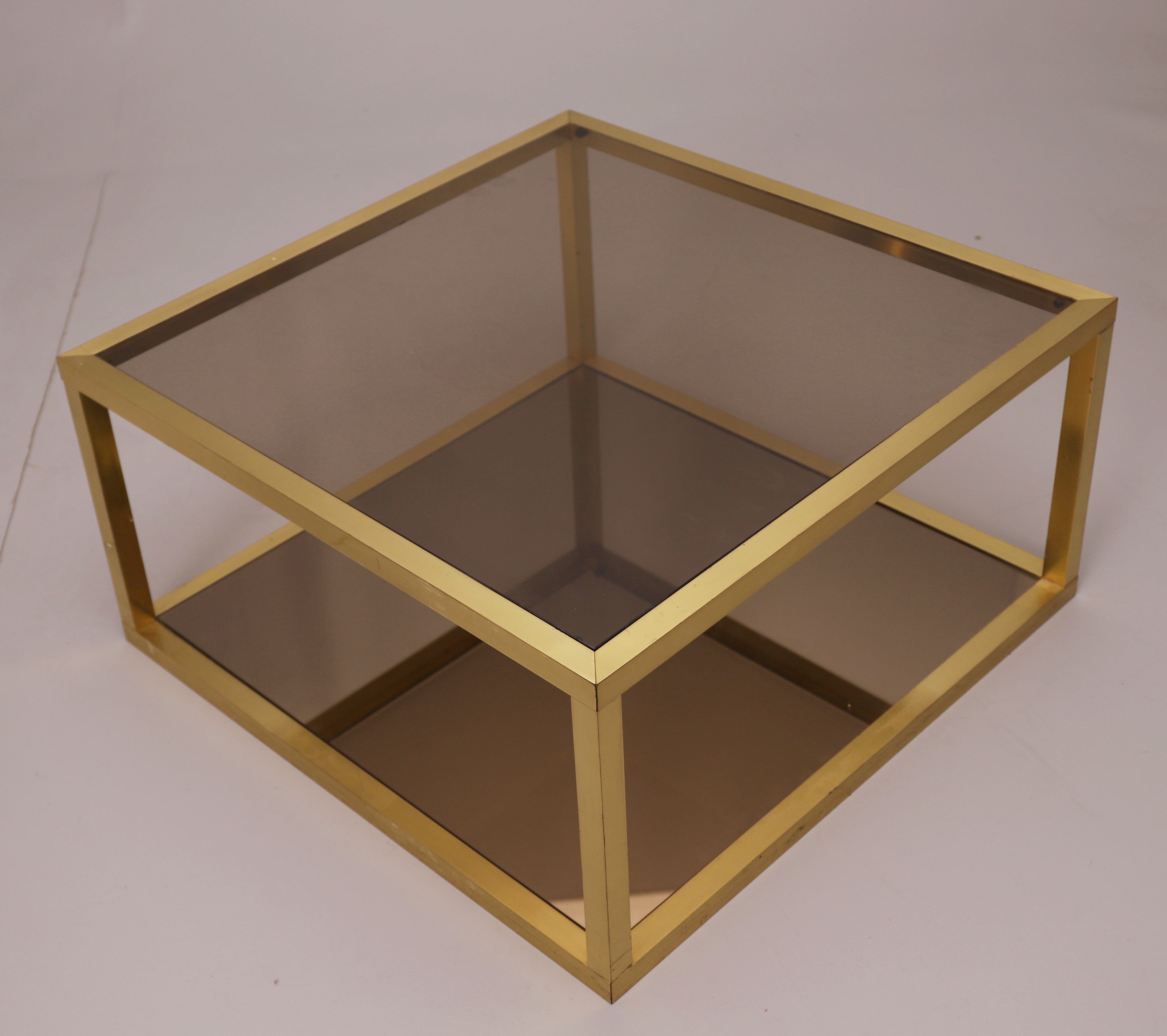 Bilder zu 2199411. 80ER COUCHTISCH IN GOLDENEM METALL. - Auctionet