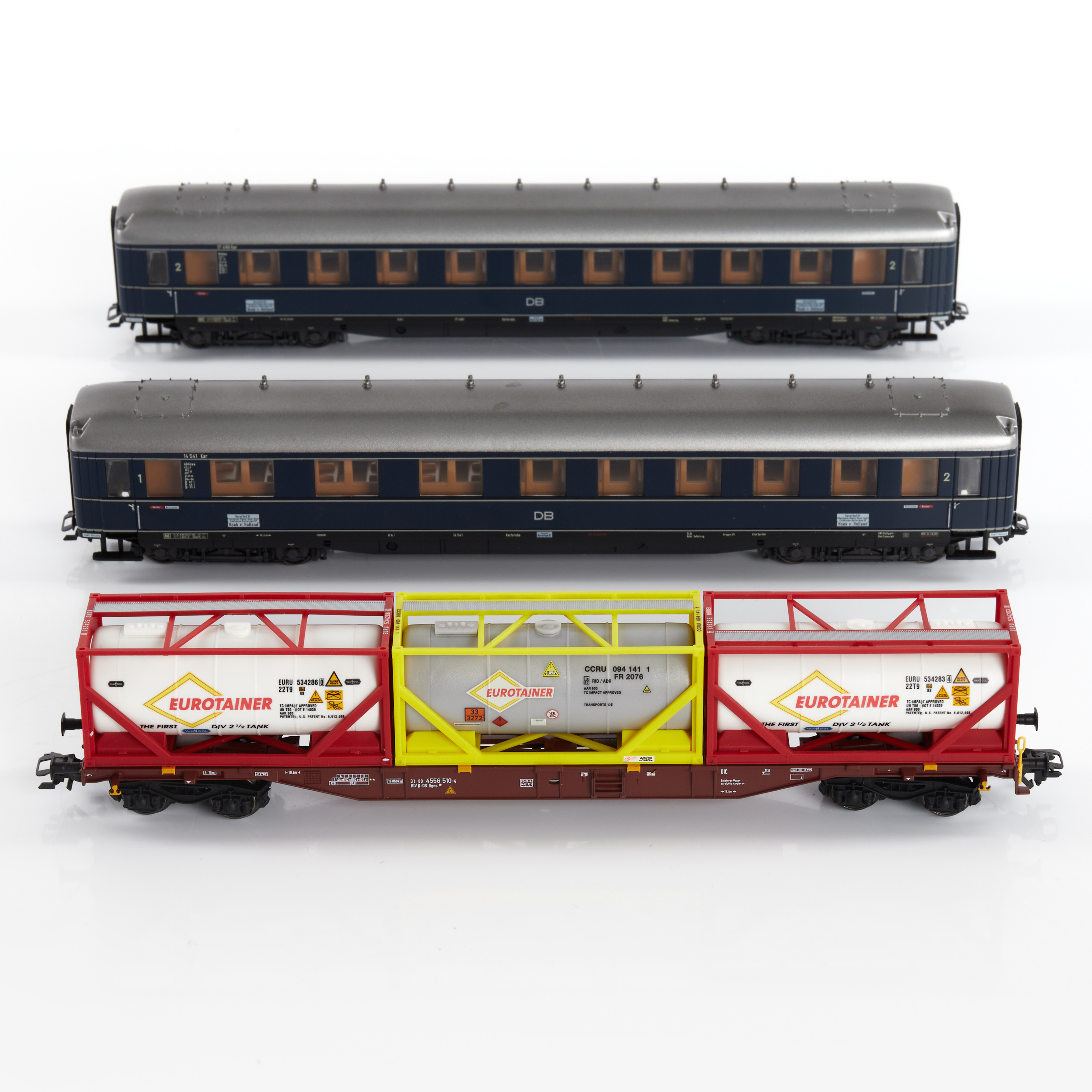 Images for 2200135. MÄRKLIN. 1 freight wagon (47072) and 2 "Rheingold ...