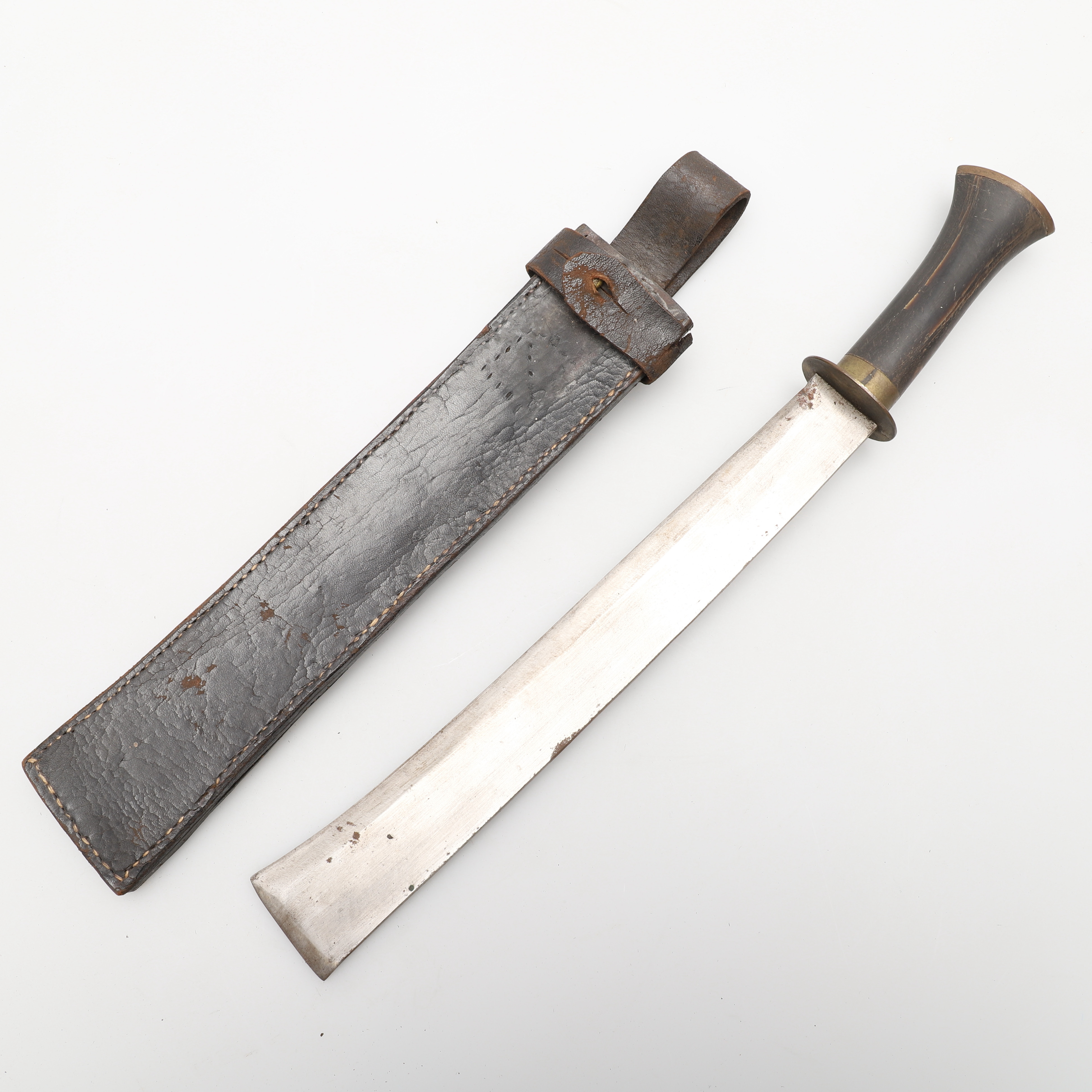 Images for 2201751. A VINTAGE NEPALESE JUNGLE CLEAVER. - Auctionet