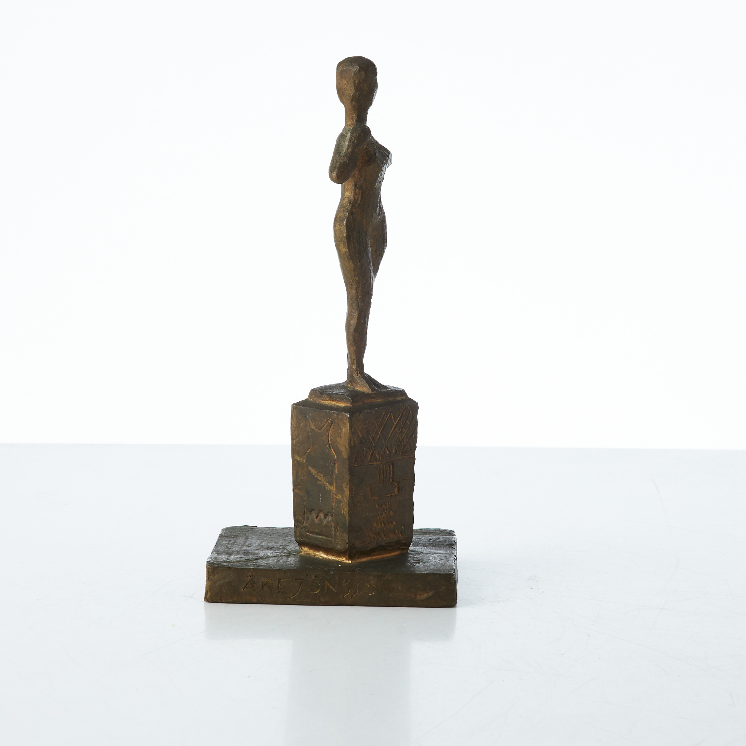 Bilder zu 2210991. ÅKE JÖNSSON. Skulptur, Bronze, signiert und nummeriert Åke Jönsson 1/10 ...