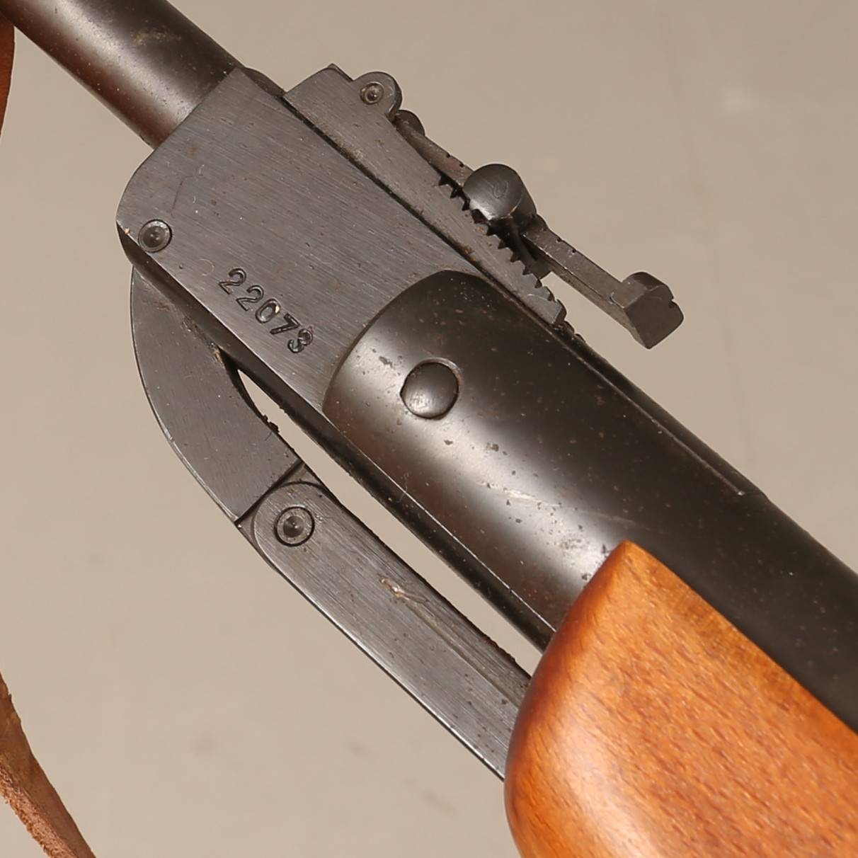 LUFTGEVÄR, Lucznik 87, Polen. Vapen & Militaria - Skjutvapen - Auctionet