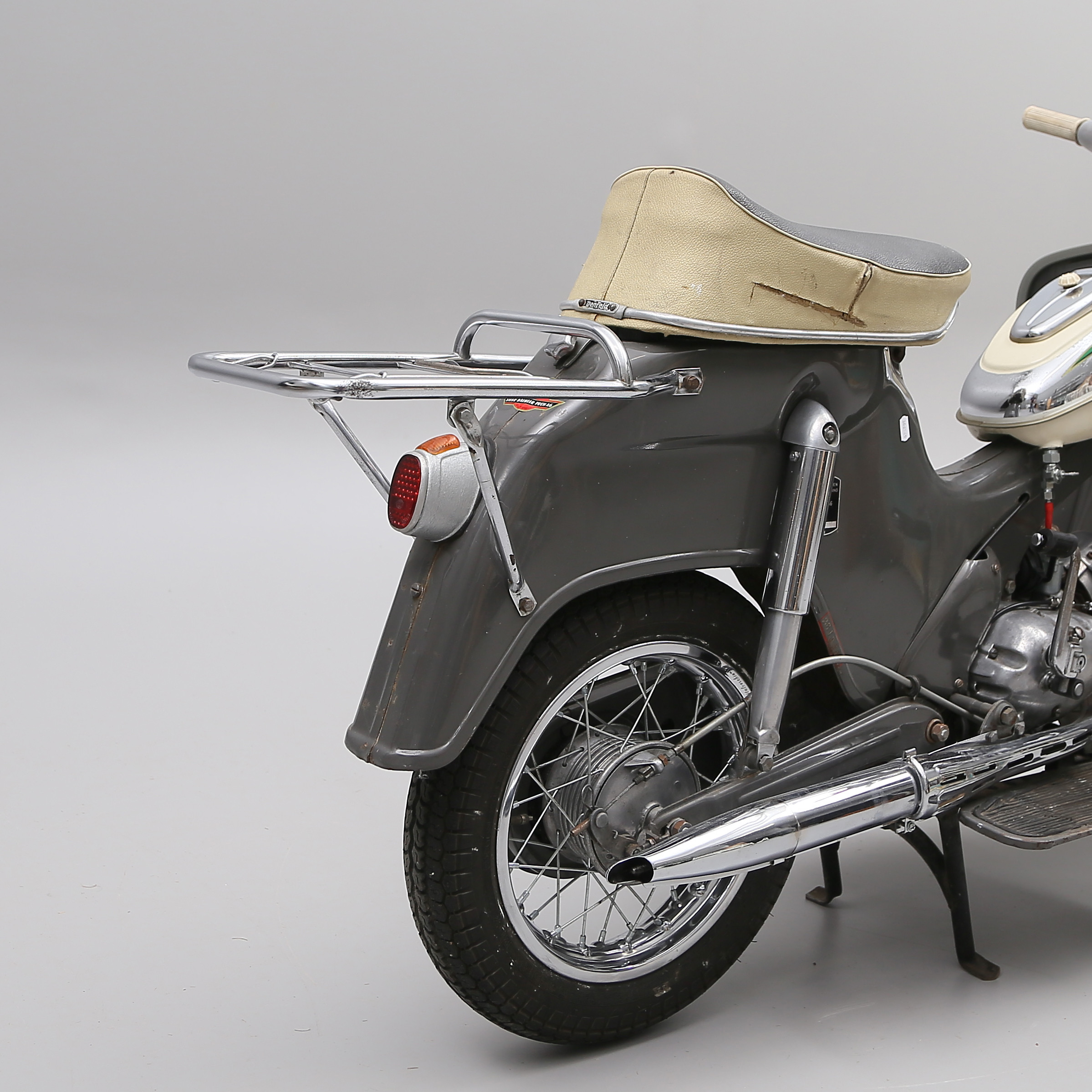 MOPED, Puch, Alabama, grå, 1965. Fordon, Båtar & Delar - Mopeder ...