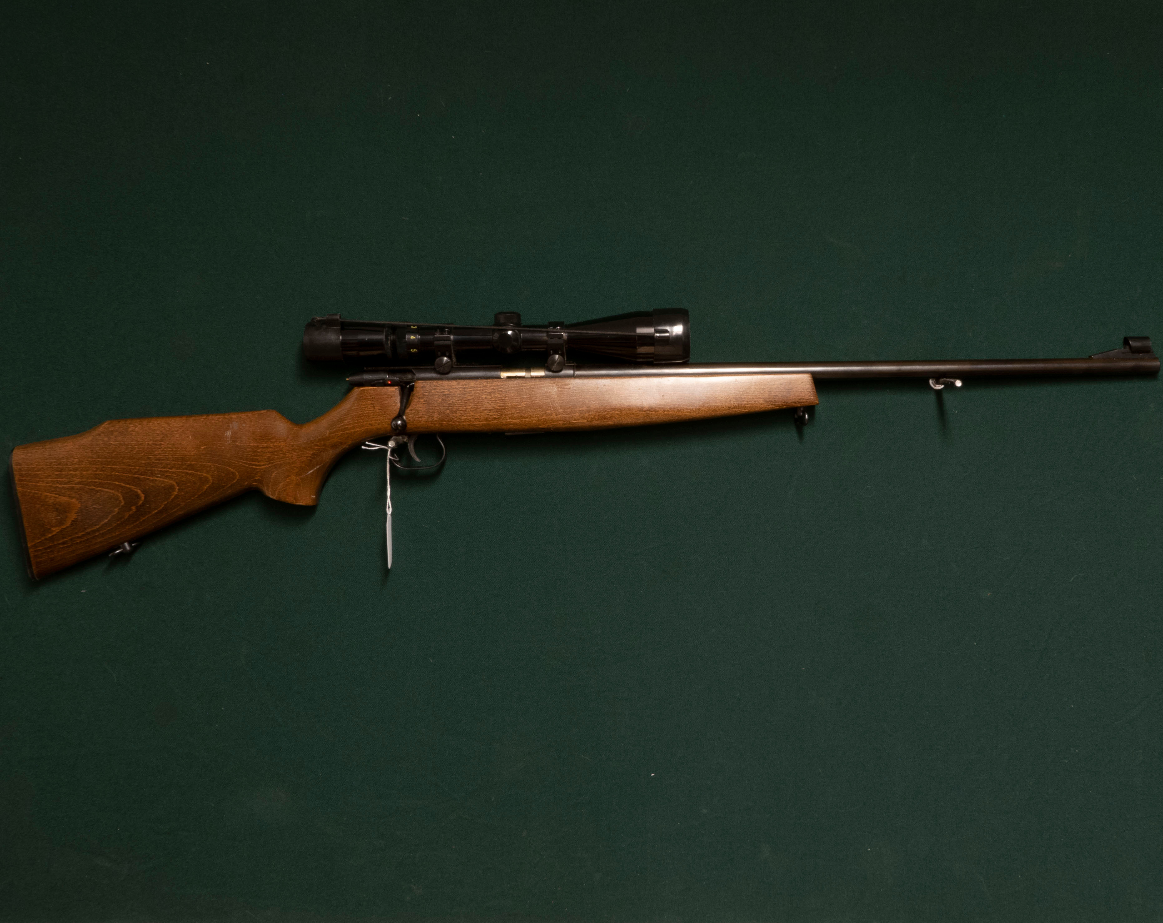 Krico m/300 kaliiperi 22 wmr, puhelinnumero 500664. Luvanvaraiset aseet ...