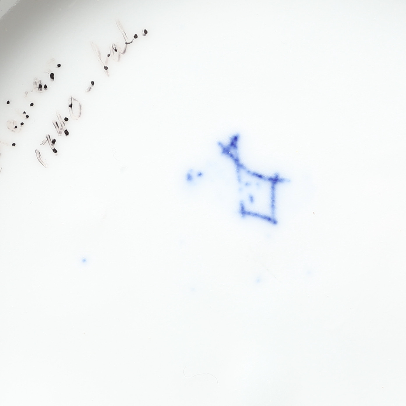 Images for 2228380. TEAPOT with cover, porcelain, after Meissen, 1900s ...