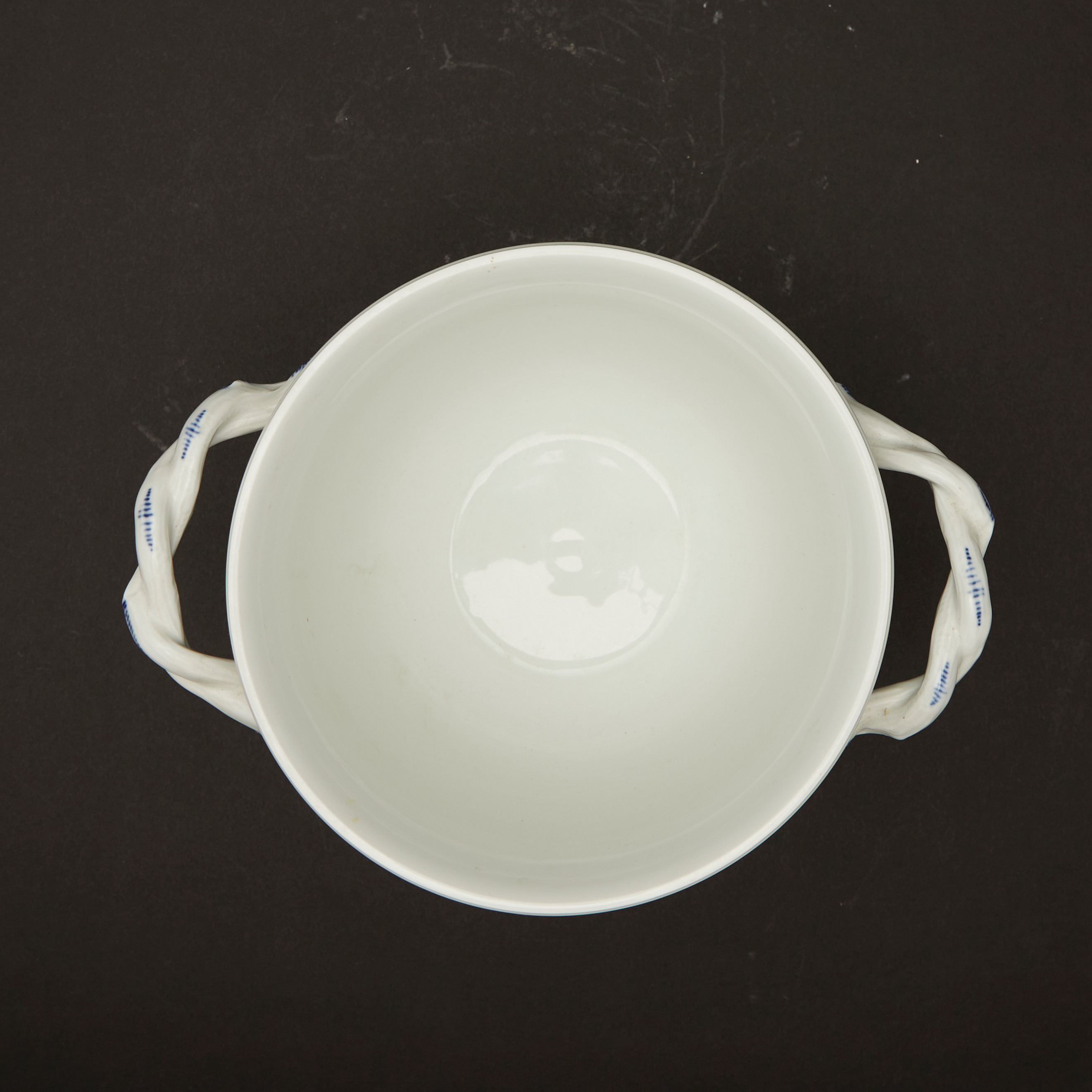 Bilder för 2242346. Meissen, cachepot/skål, serie 'Lökmönster, "Porslin ...