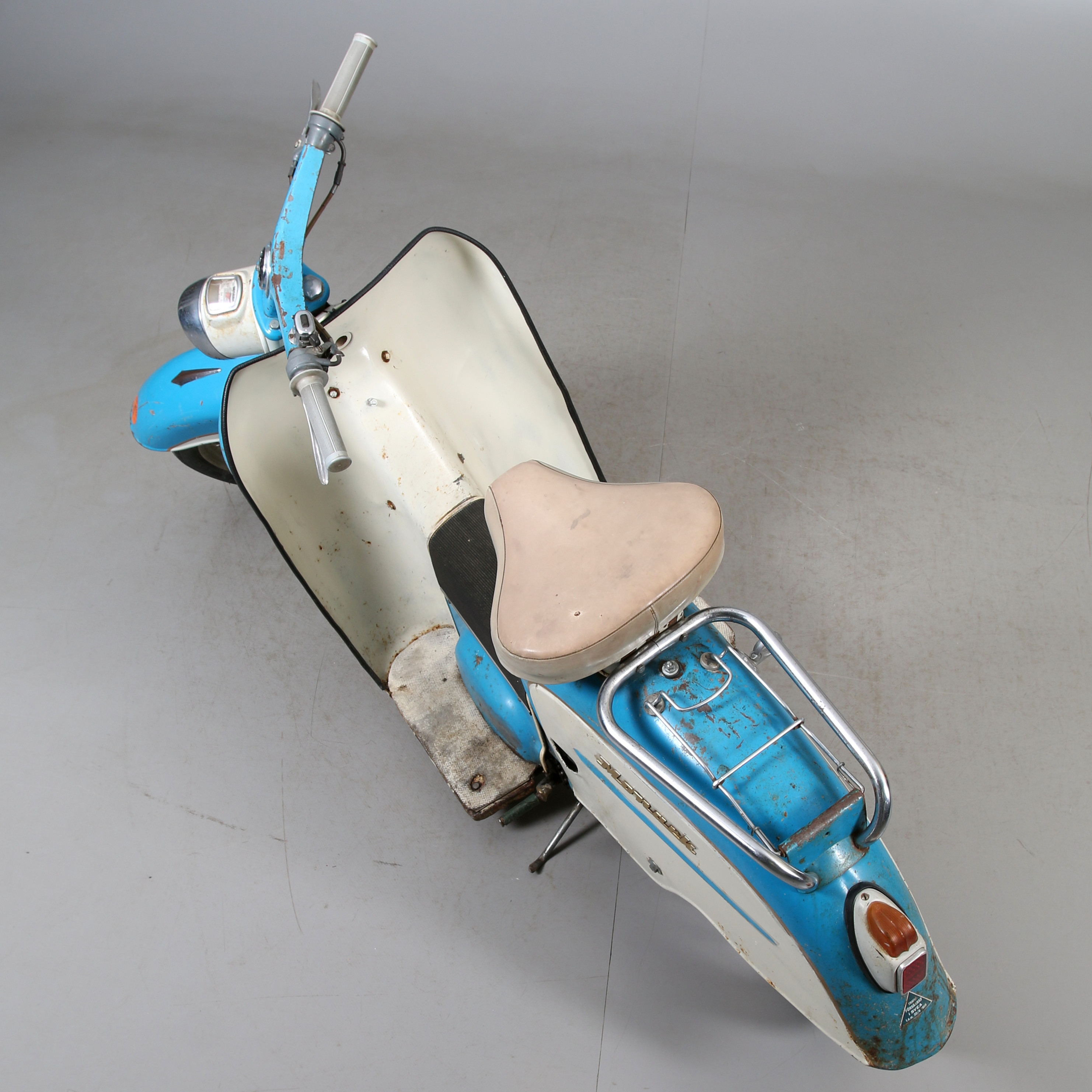 Images for 2274743. MOPED, "Monarscoot", Monark, 1950s/60s. - Auctionet