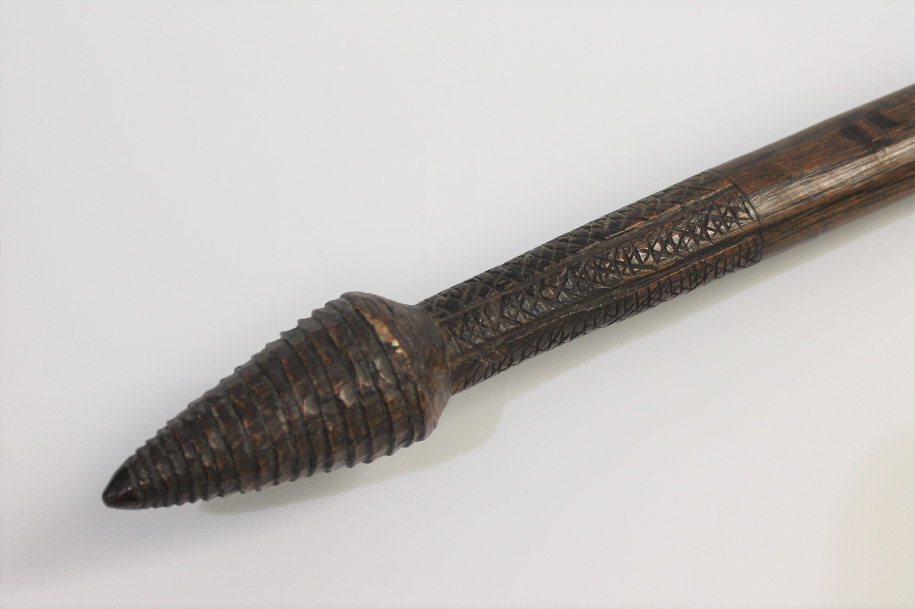 Images for 2282988. ABORIGINAL LEANGLE THROWING CLUB. - Auctionet