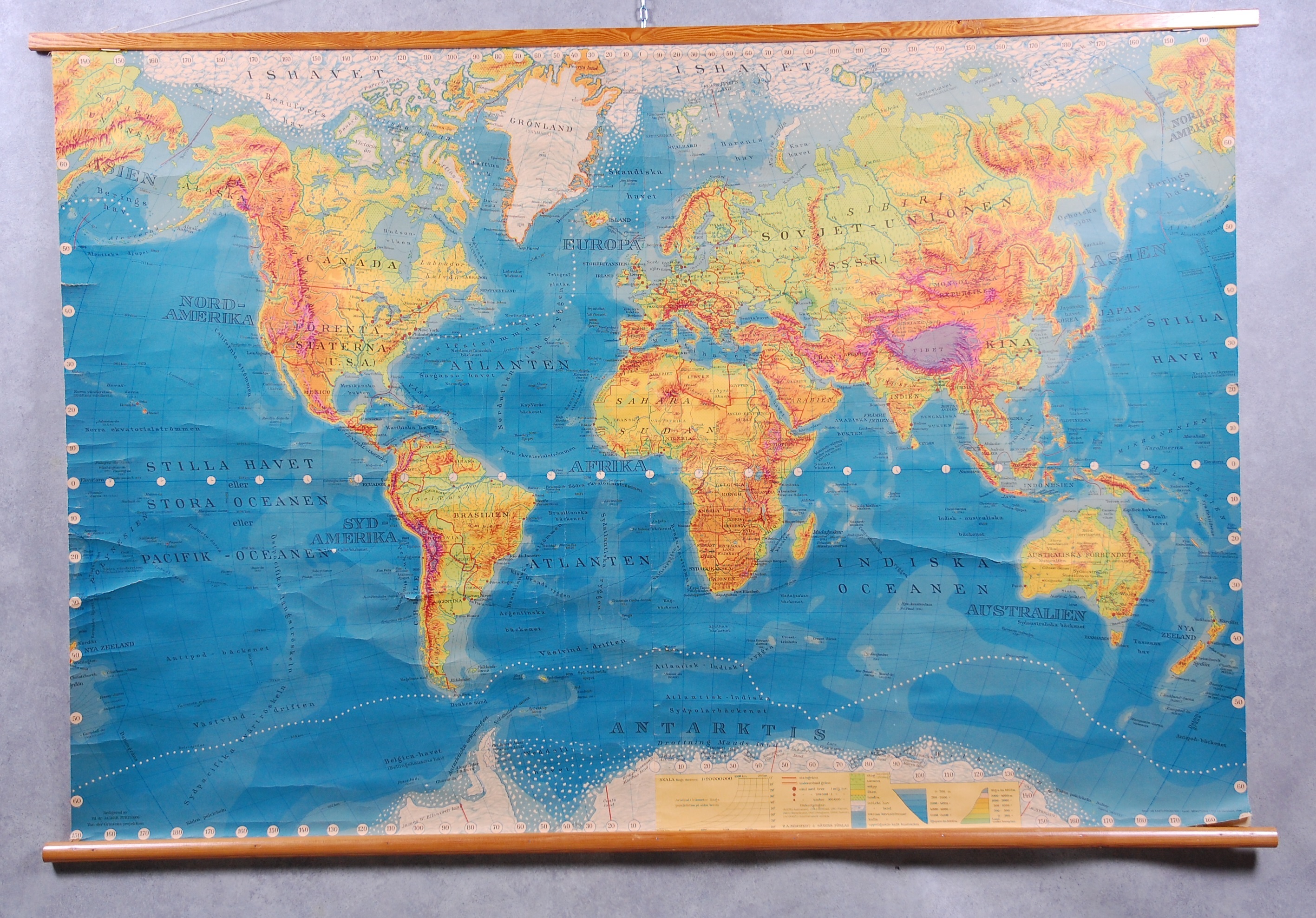 Images for 228683. WORLD MAP, from 1956, 135 x 195 cm. - Auctionet