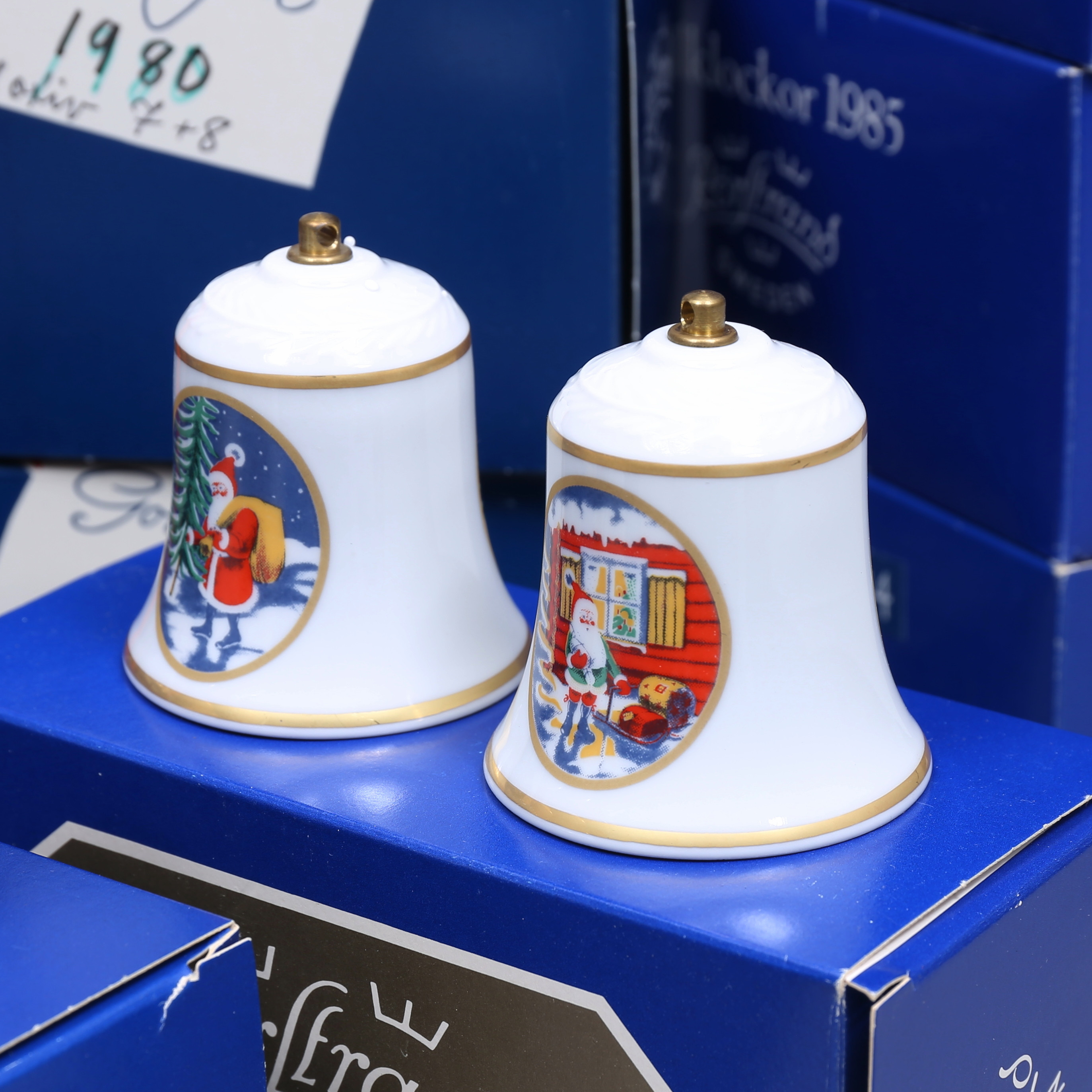 Bilder för 2292890. JULKLOCKOR, 32 st, "Gammeldags jul", porslin ...