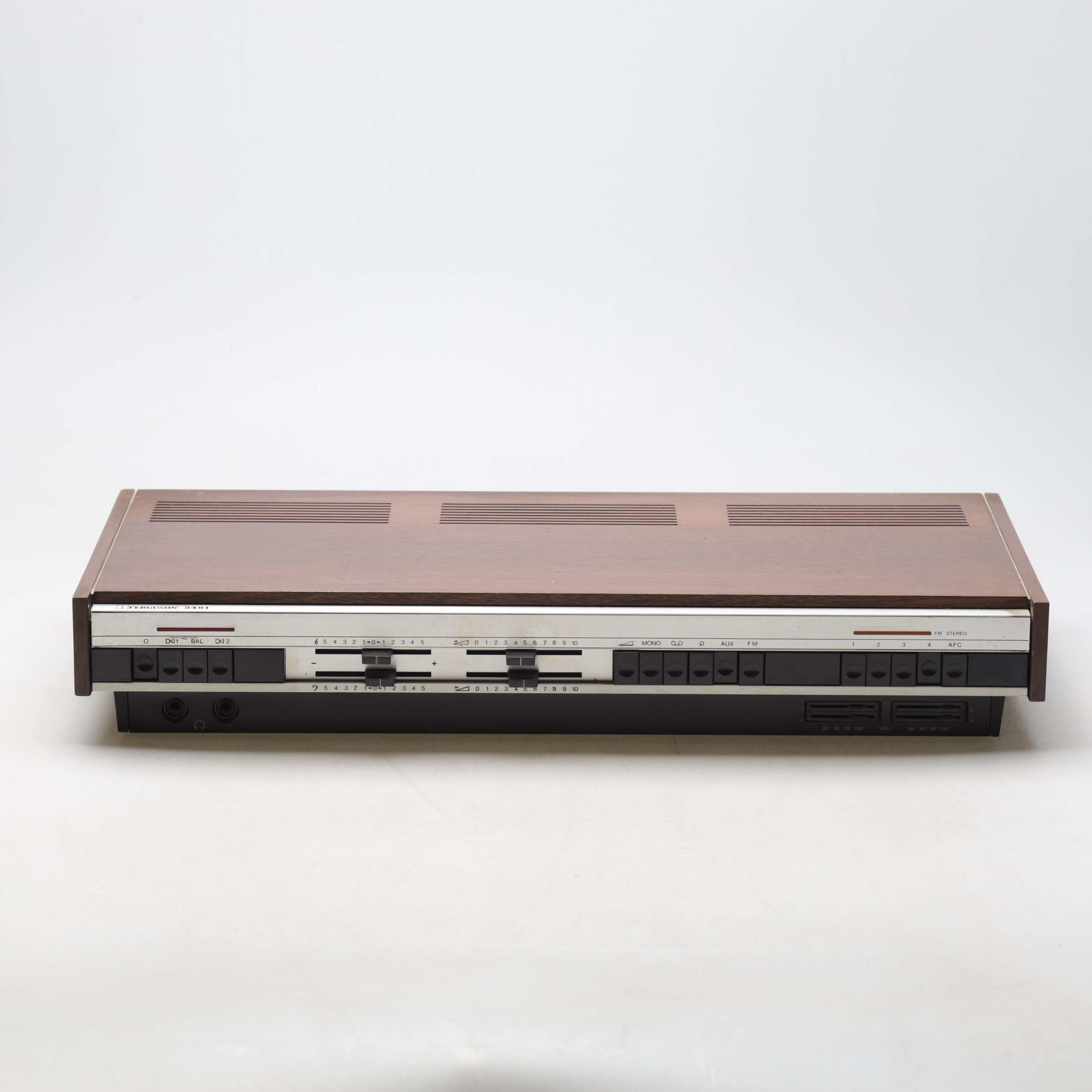 Images for 2299013. RECORD PLAYER AND AMPLIFIER, Garrard SP 25 MK IV ...