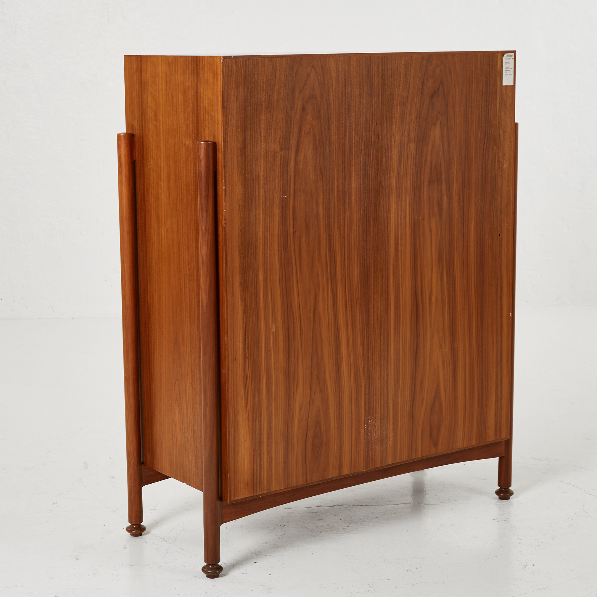 Bilder för 2301019. HERBERT VERMUM, skåp, gesällarbete 1968, amerikansk ...