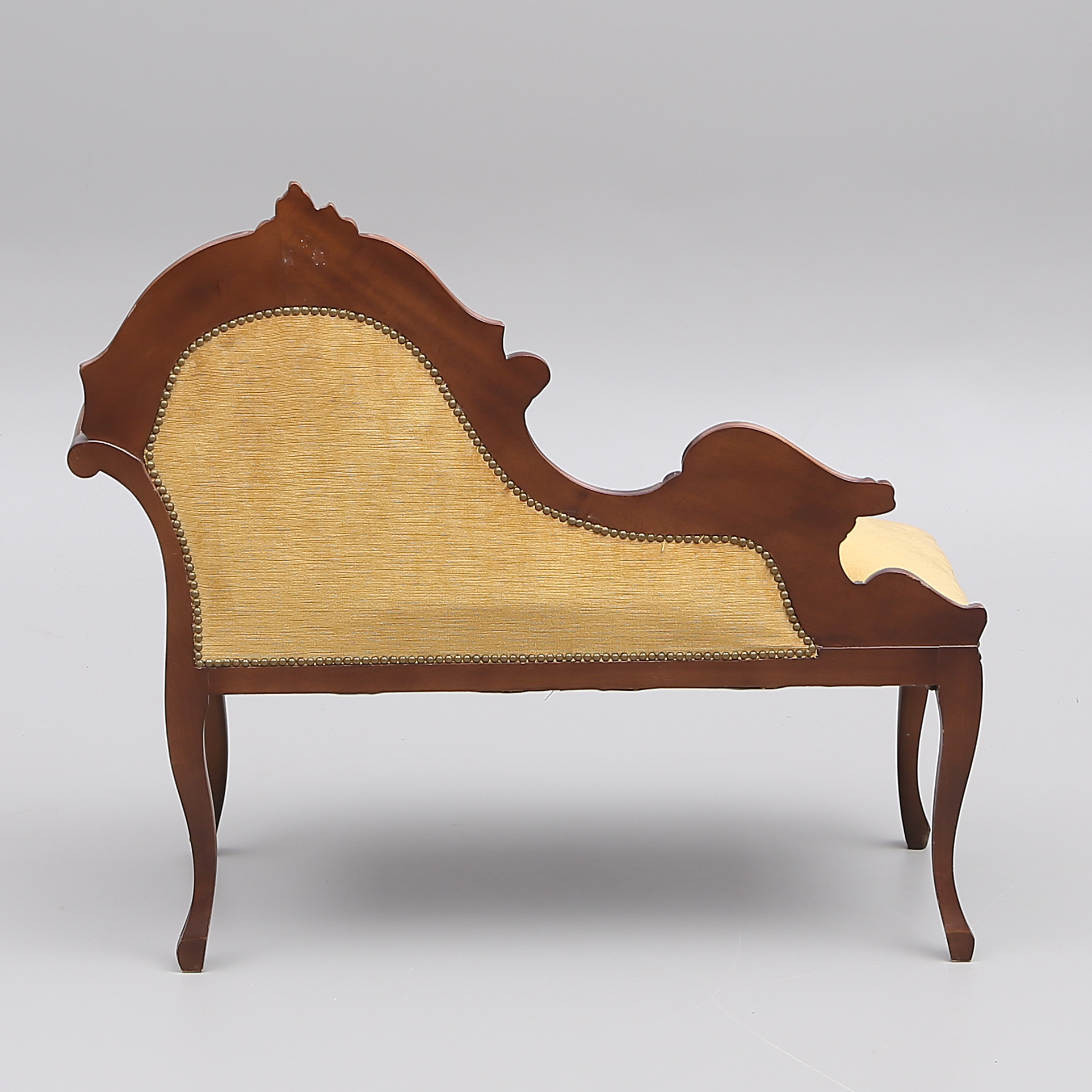 DIVAN, 1900-tal. Möbler - Soffor & Sittgrupper - Auctionet