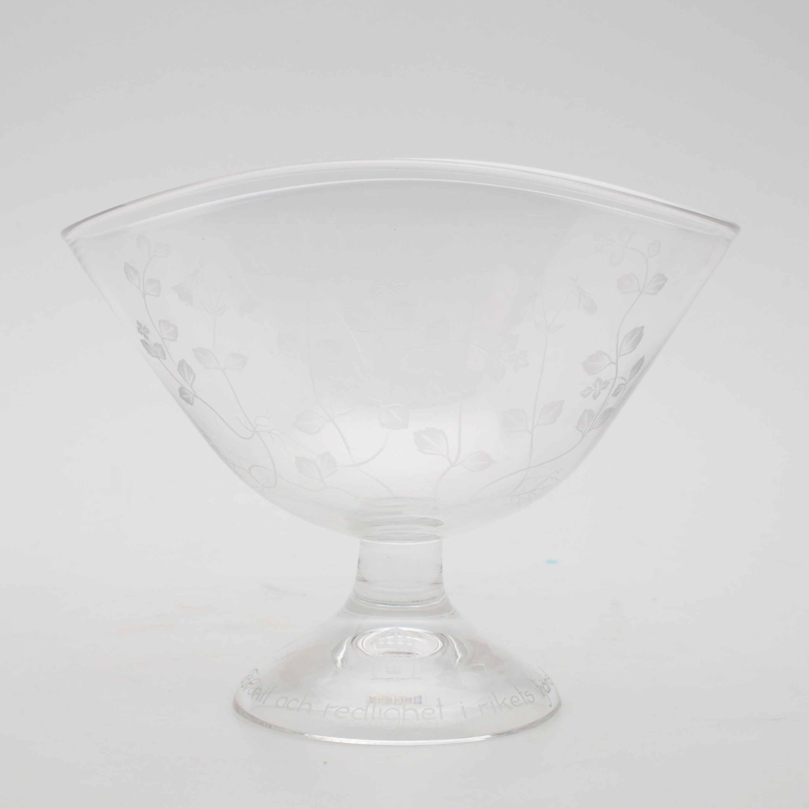 Images for 2328121. LISA BAUER. Bowl, glass, "Linnea", signed: "KOSTA ...