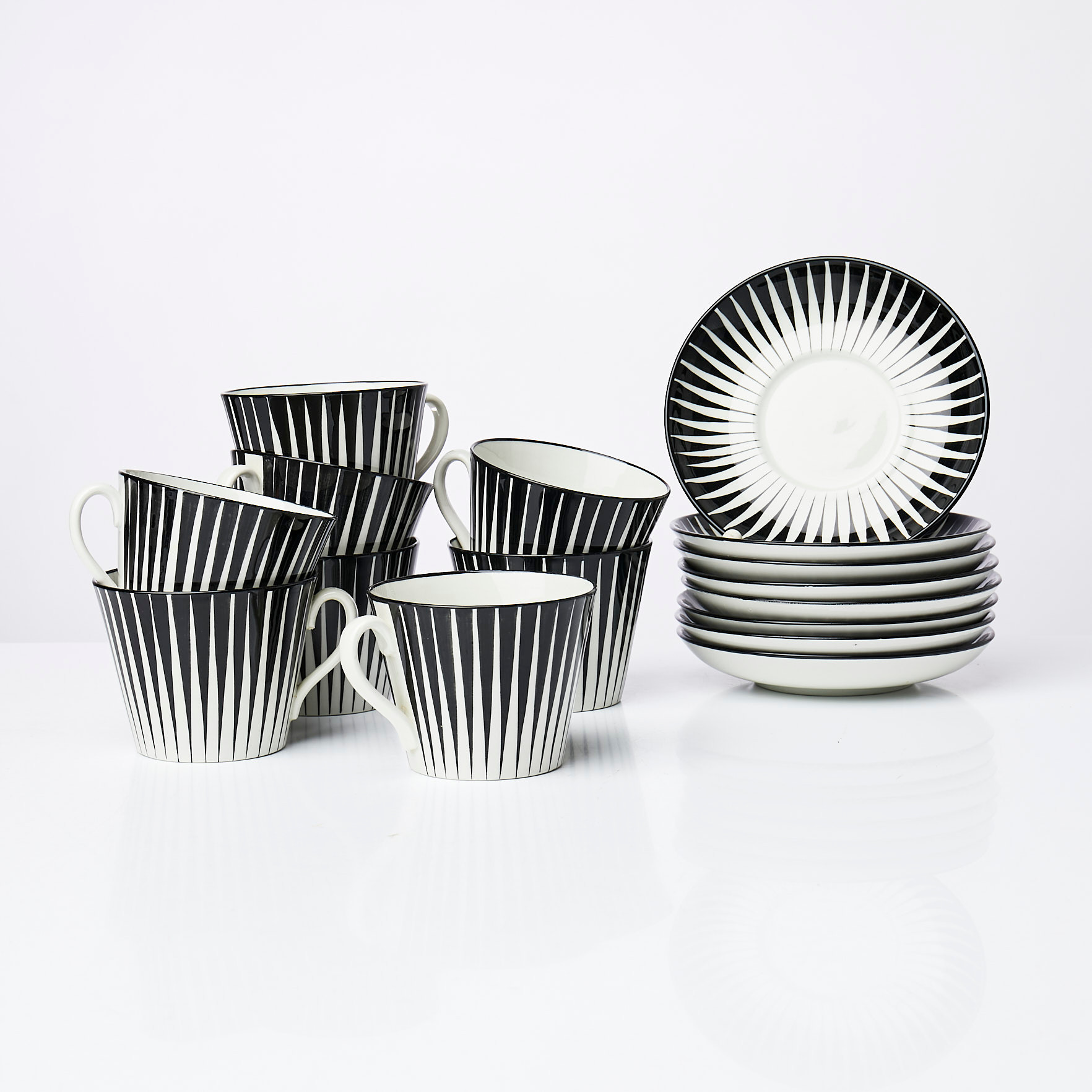 Bilder för 2330628. EUGEN TROST, "Zebra" (1955-1967), tekoppar med fat ...