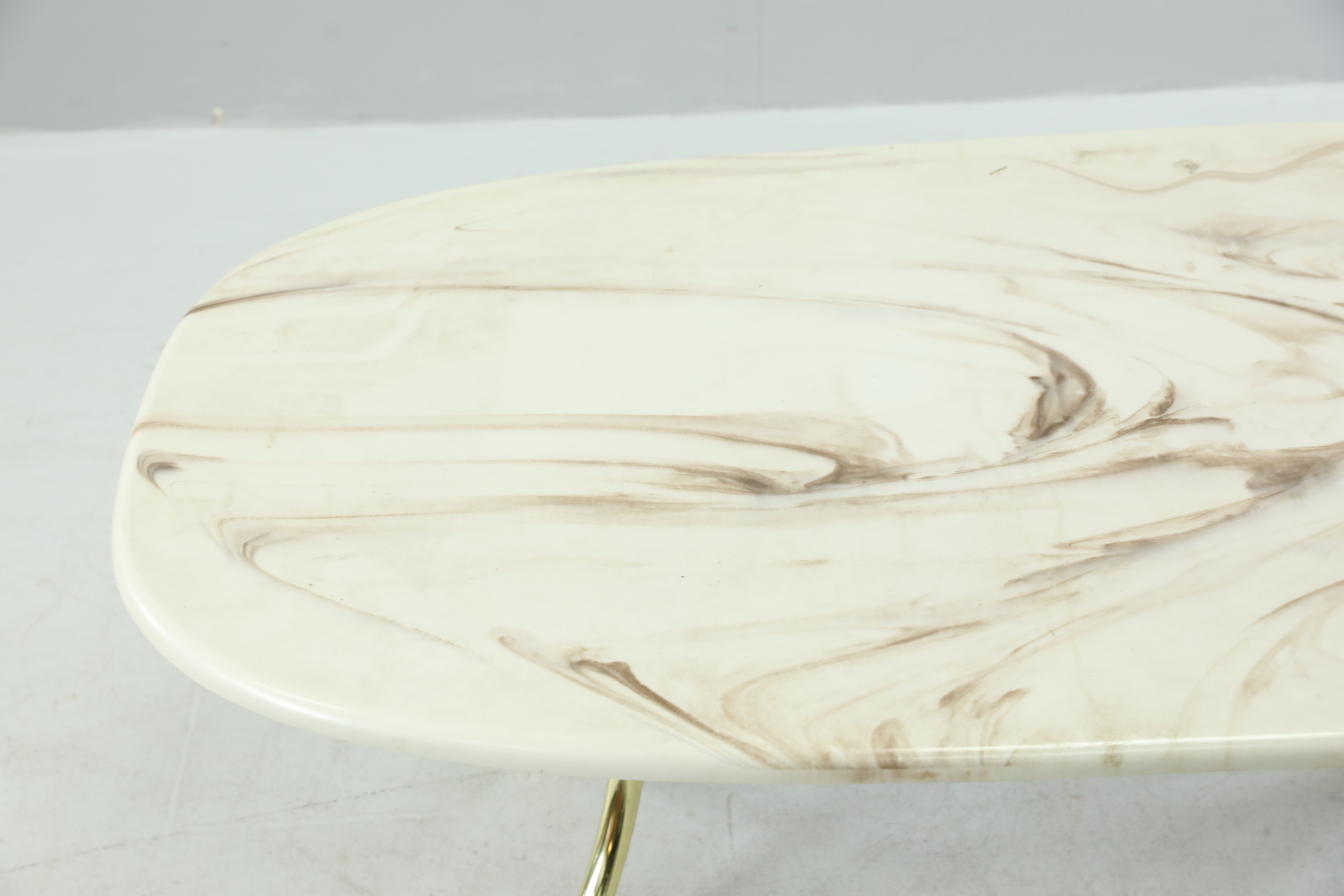 SOFFBORD, marmor-stil, 1970-tal. Möbler - Bord - Auctionet