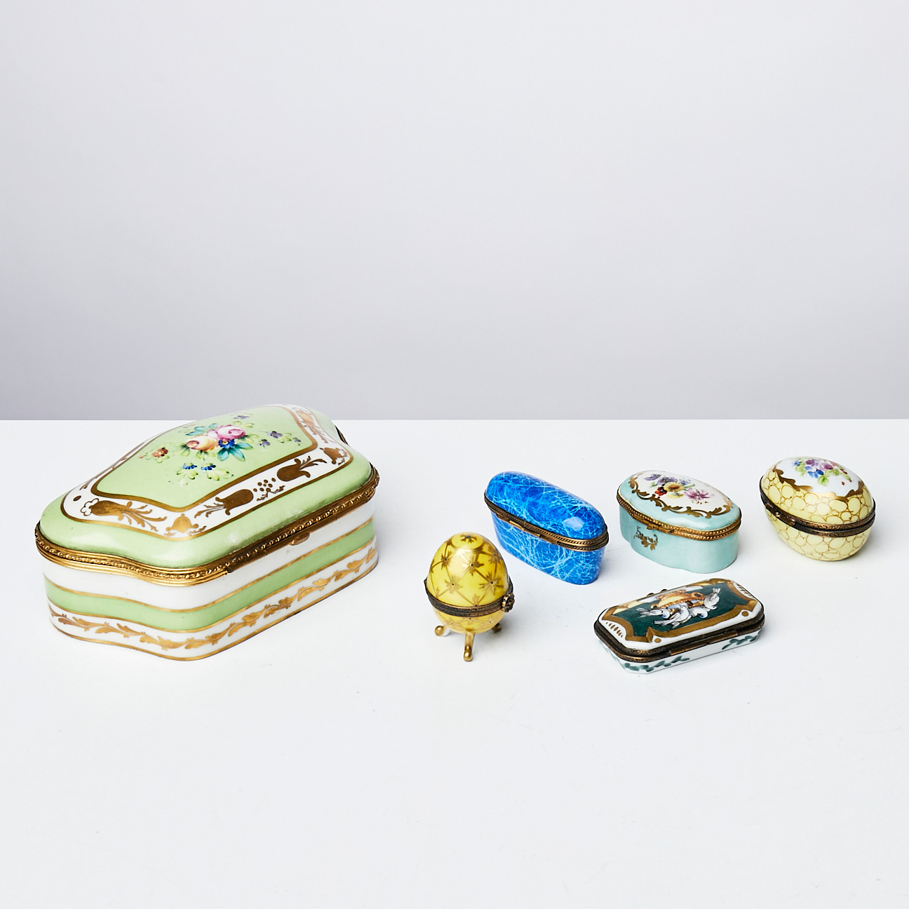 Images for 2341095. BOXES, 6 pcs 1800 / 1900s, of which 5 pcs Limoge ...