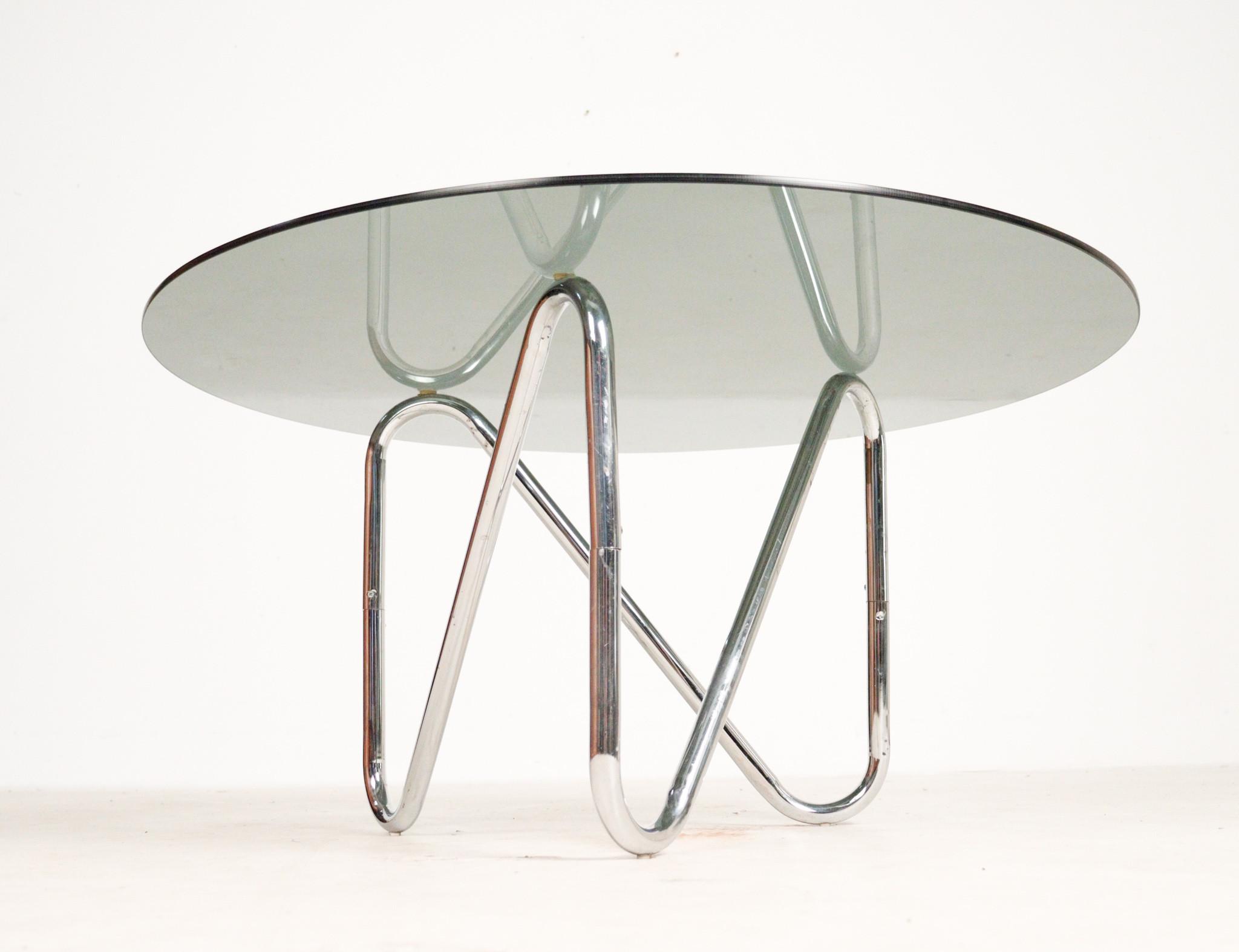 Bilder för 2363734. Franska soffbord i tubulärt stål, 1970-talet ...