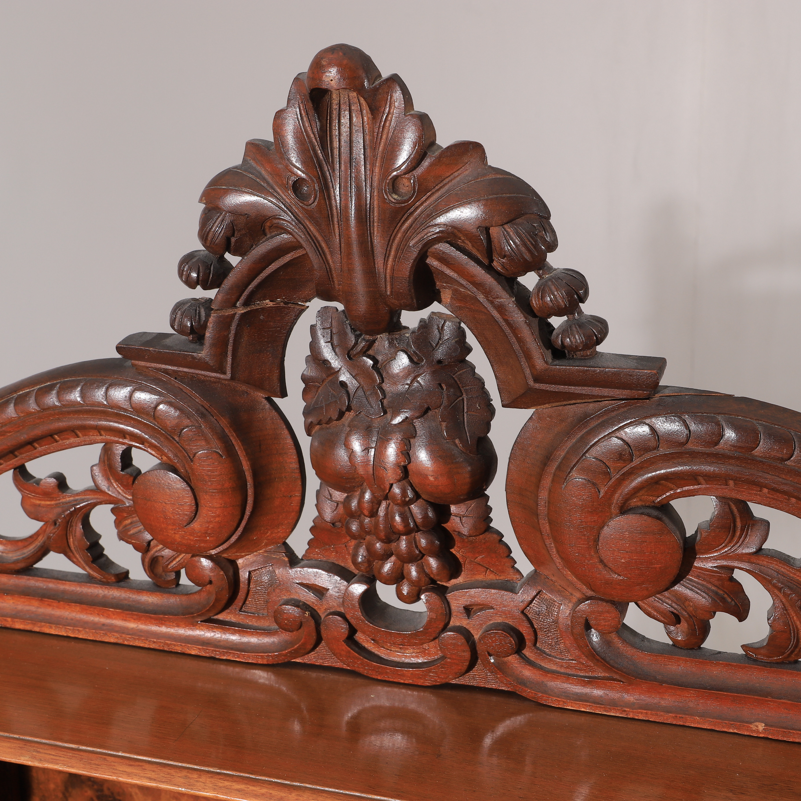 Bilder för 2372065. SKRIVBORD, mahogny/rot-faner med vinylklädd skiva ...