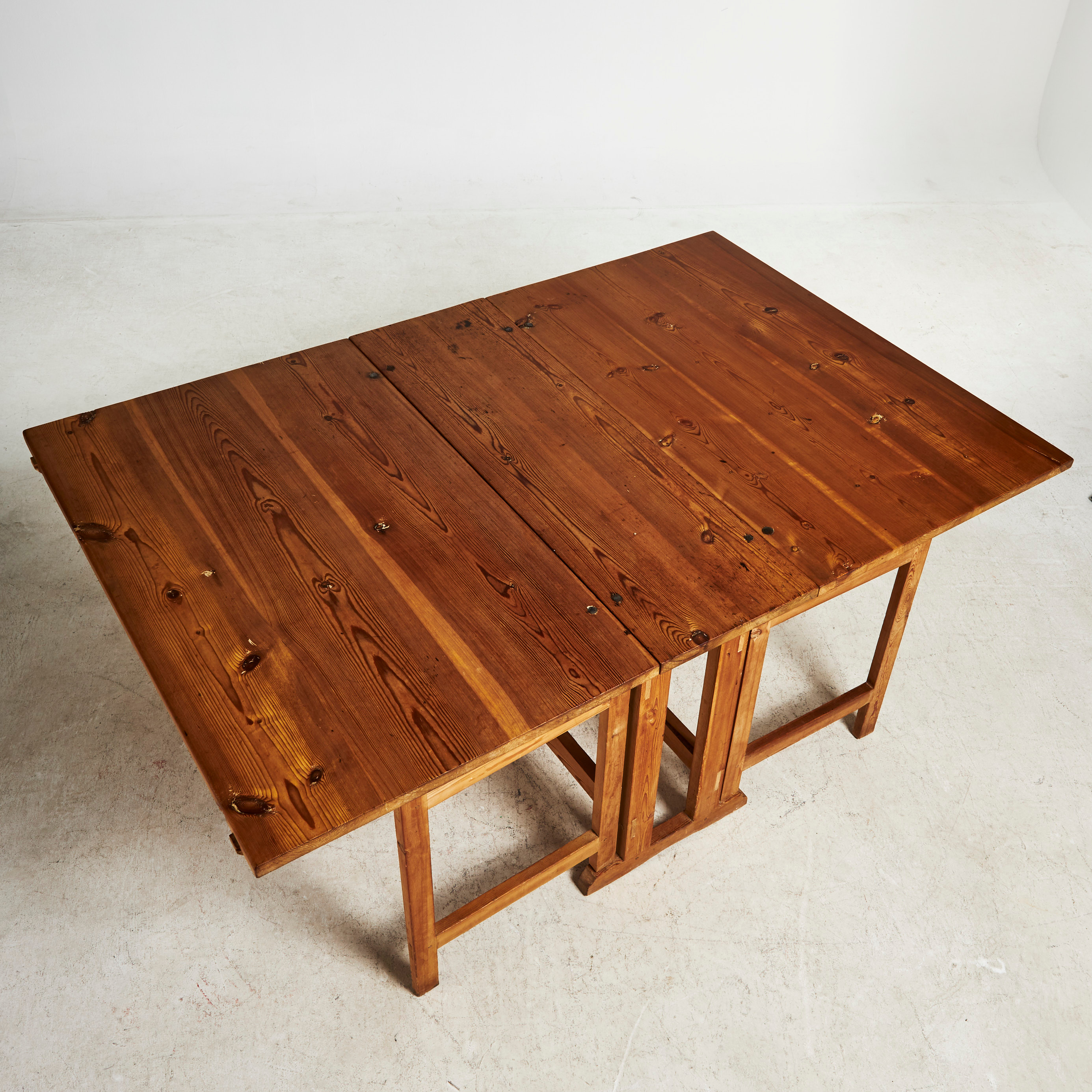 Images for 2374060. BREAKING TABLE, double gates with 2 folding discs ...