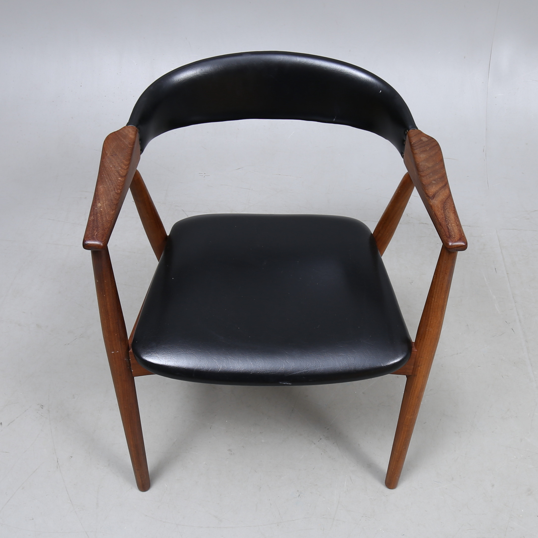 KARMSTOL, valnöt, skinn, 1950-/60-tal. Möbler - Fåtöljer & Stolar ...