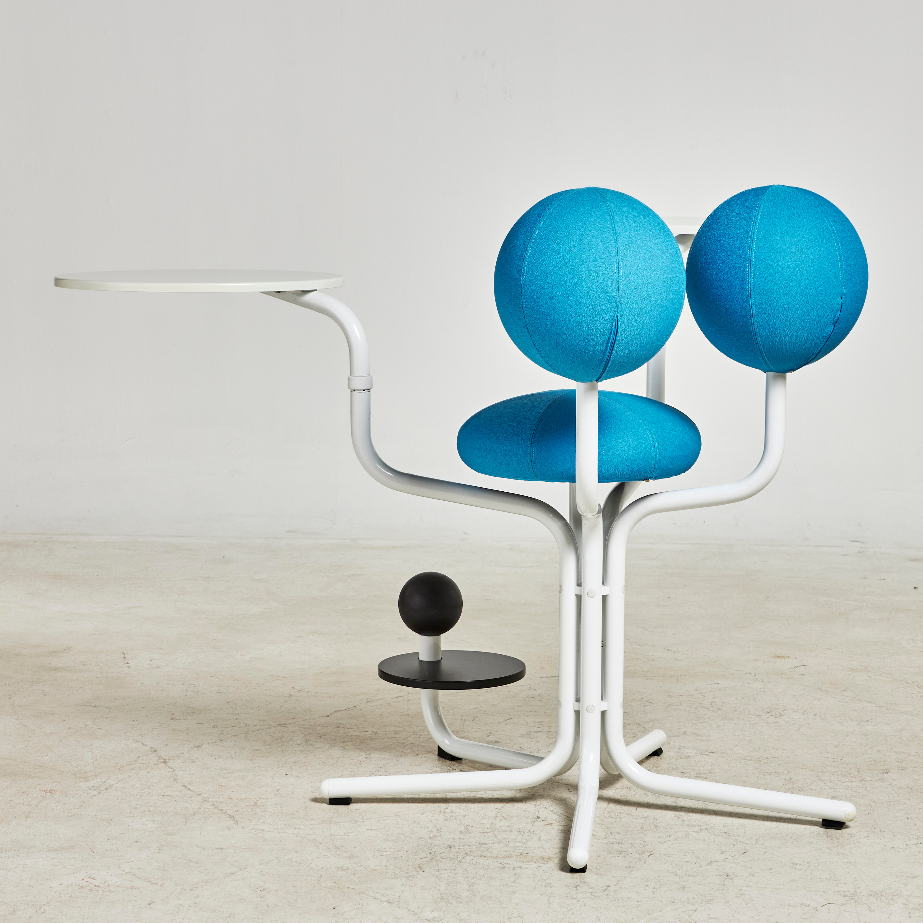 Bilder för 2382325. PETER OPSVIK. ARBETSSTOL, "Globe Tree", Globe ...