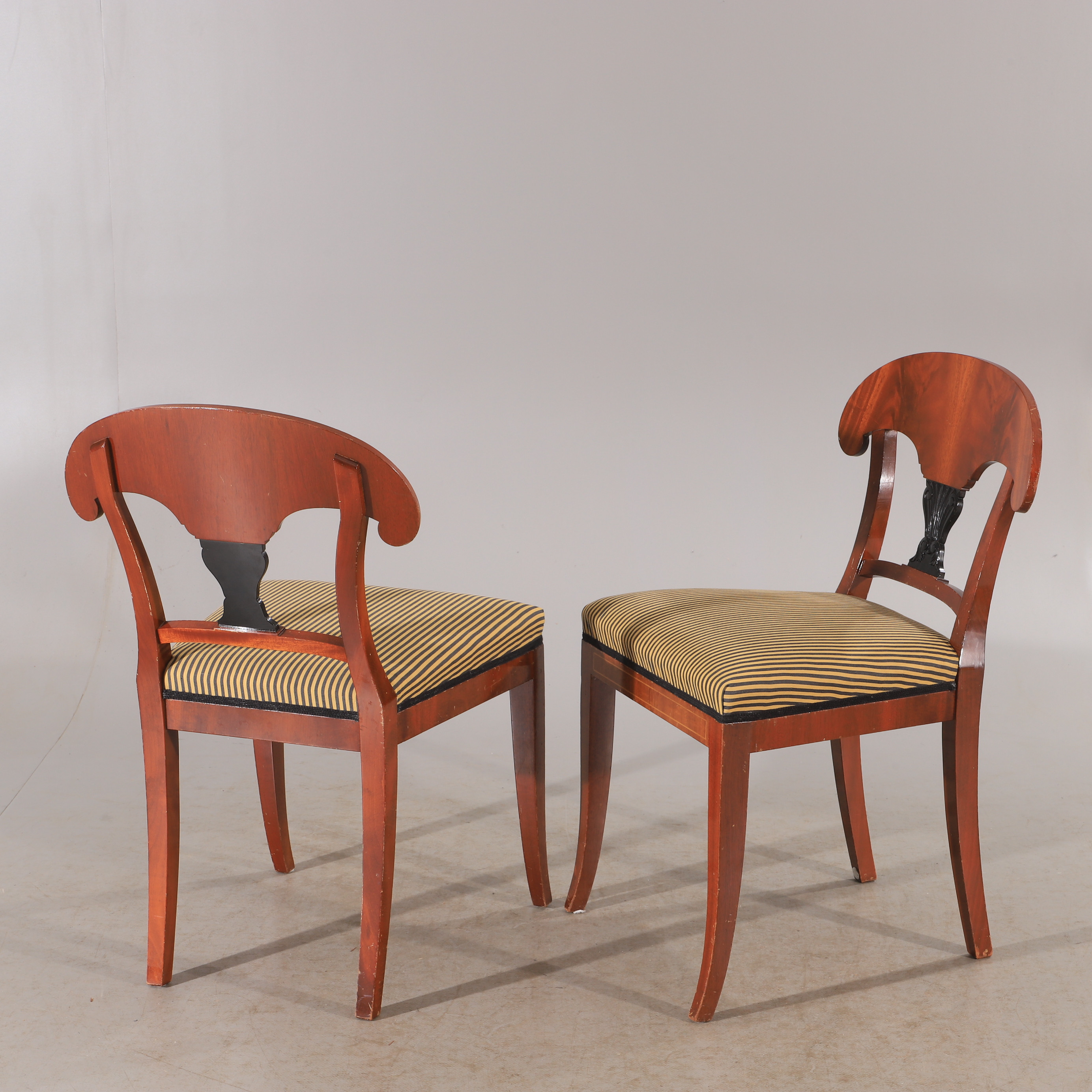 Bilder zu 2396656. SITZGRUPPE, 3-teilig, Mahagoni, Empire. - Auctionet