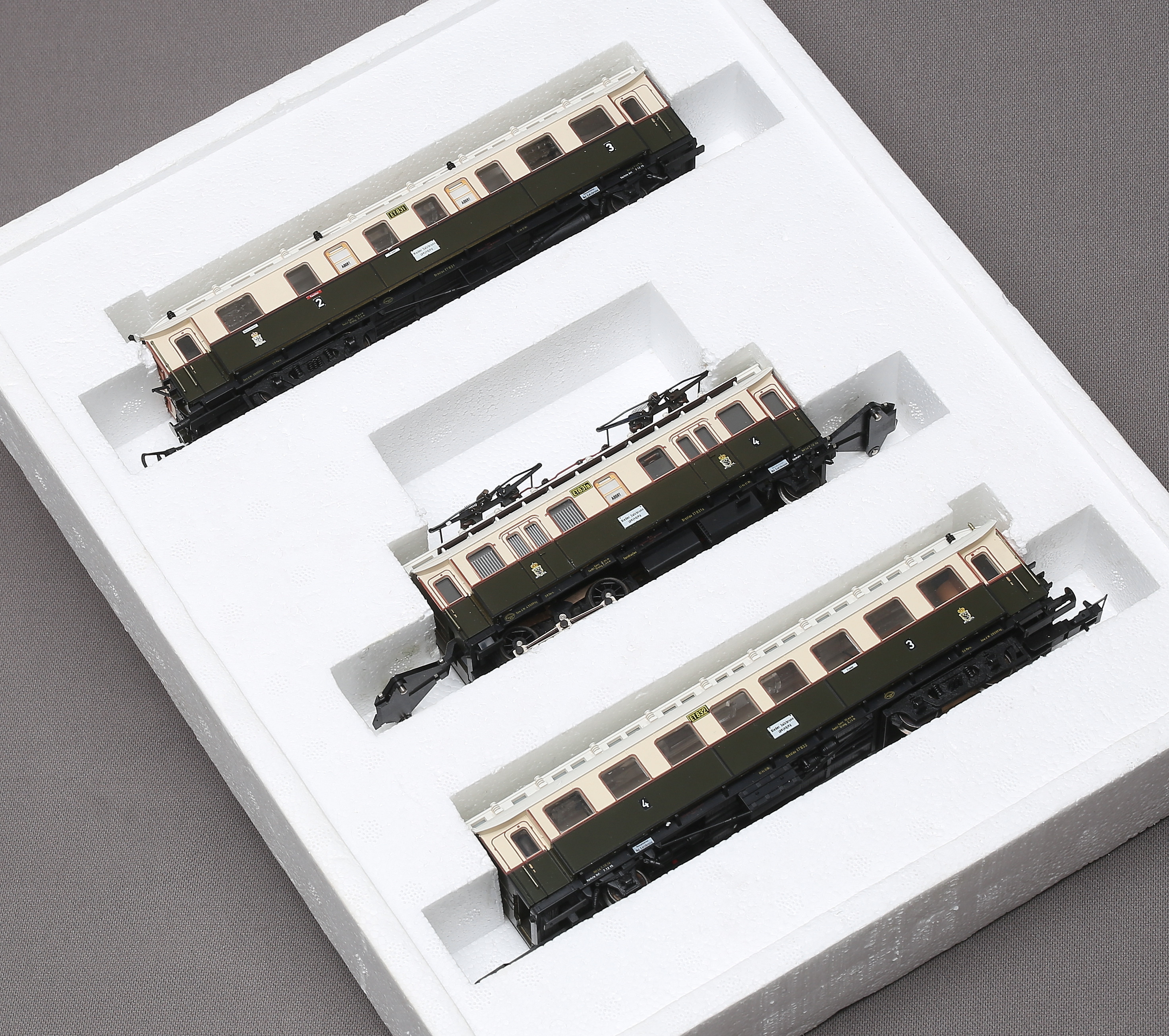 Bilder för 2401599. TRIX 22491 motorvagnståg tre delar, originalkartong ...