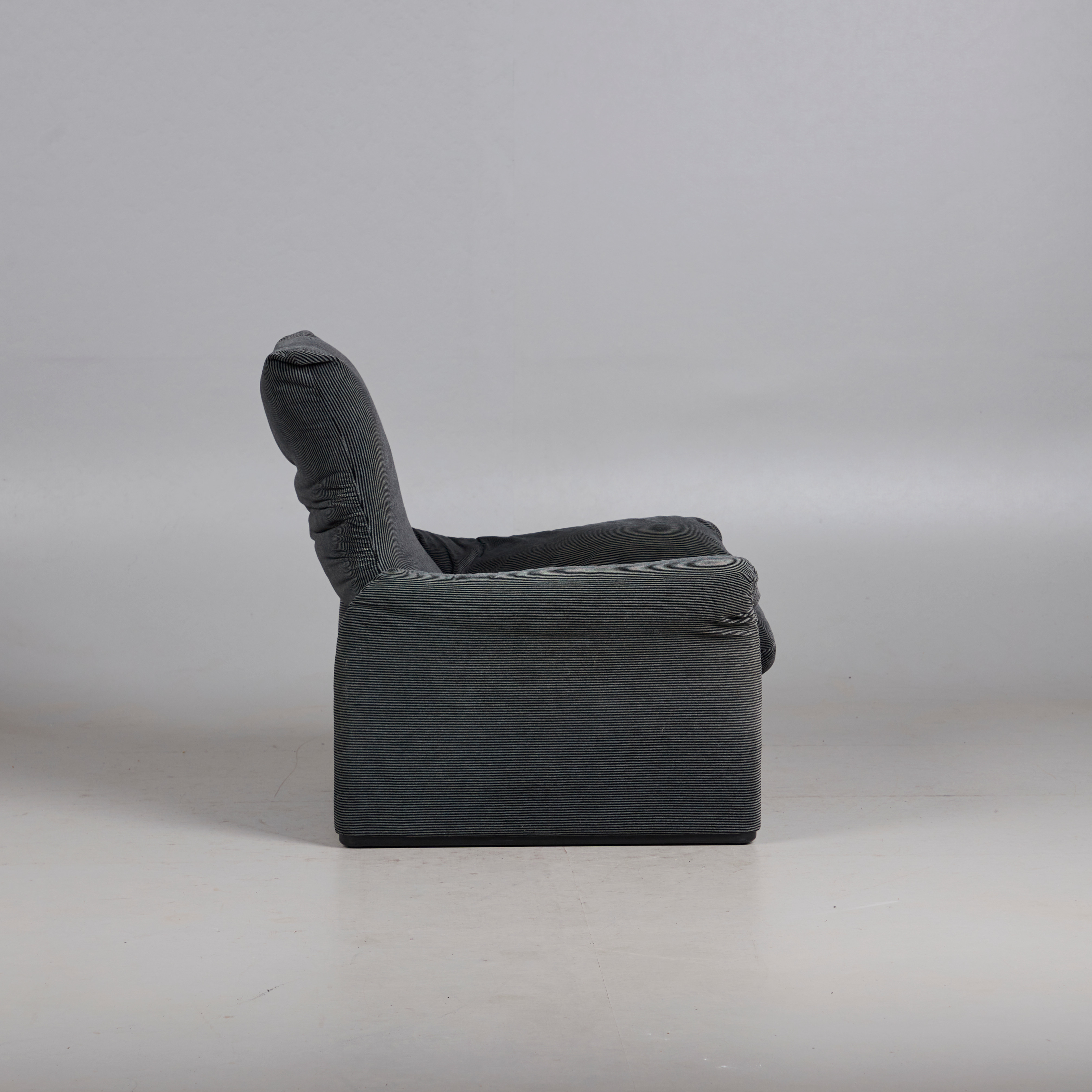 Images for 2402119. VICO MAGISTRETTI. Cassina, lounge chair, Maralunga ...