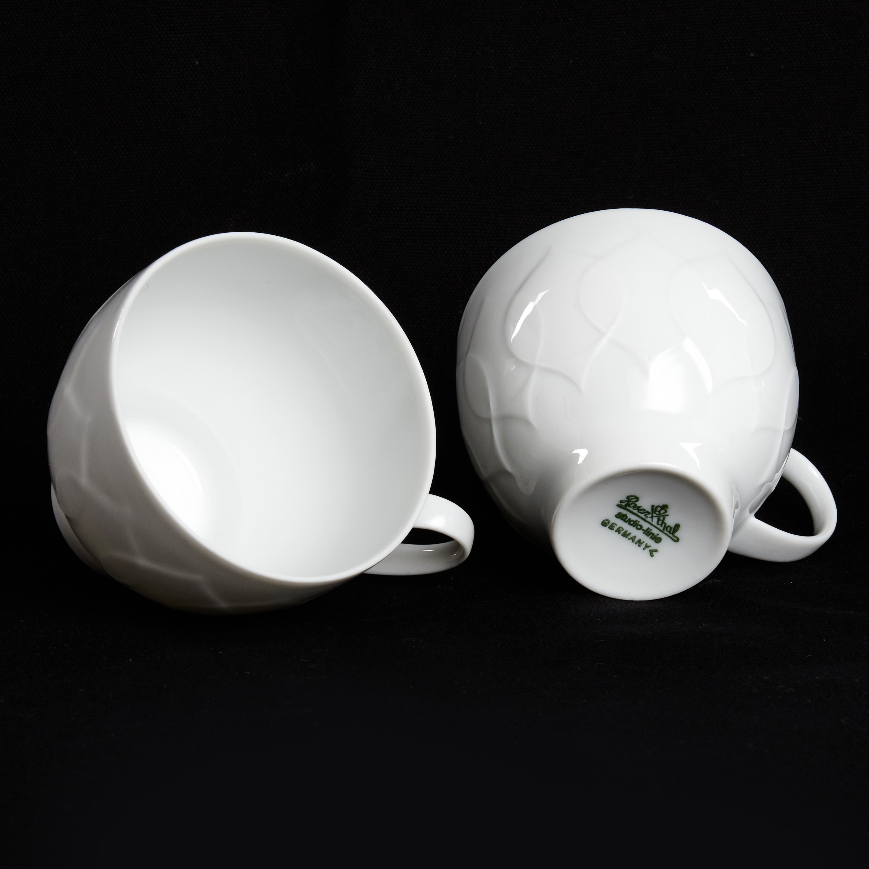 Images for 2404367. BJÖRN WIINBLAD "Lotus", 19 dlr, Rosenthal Studio ...