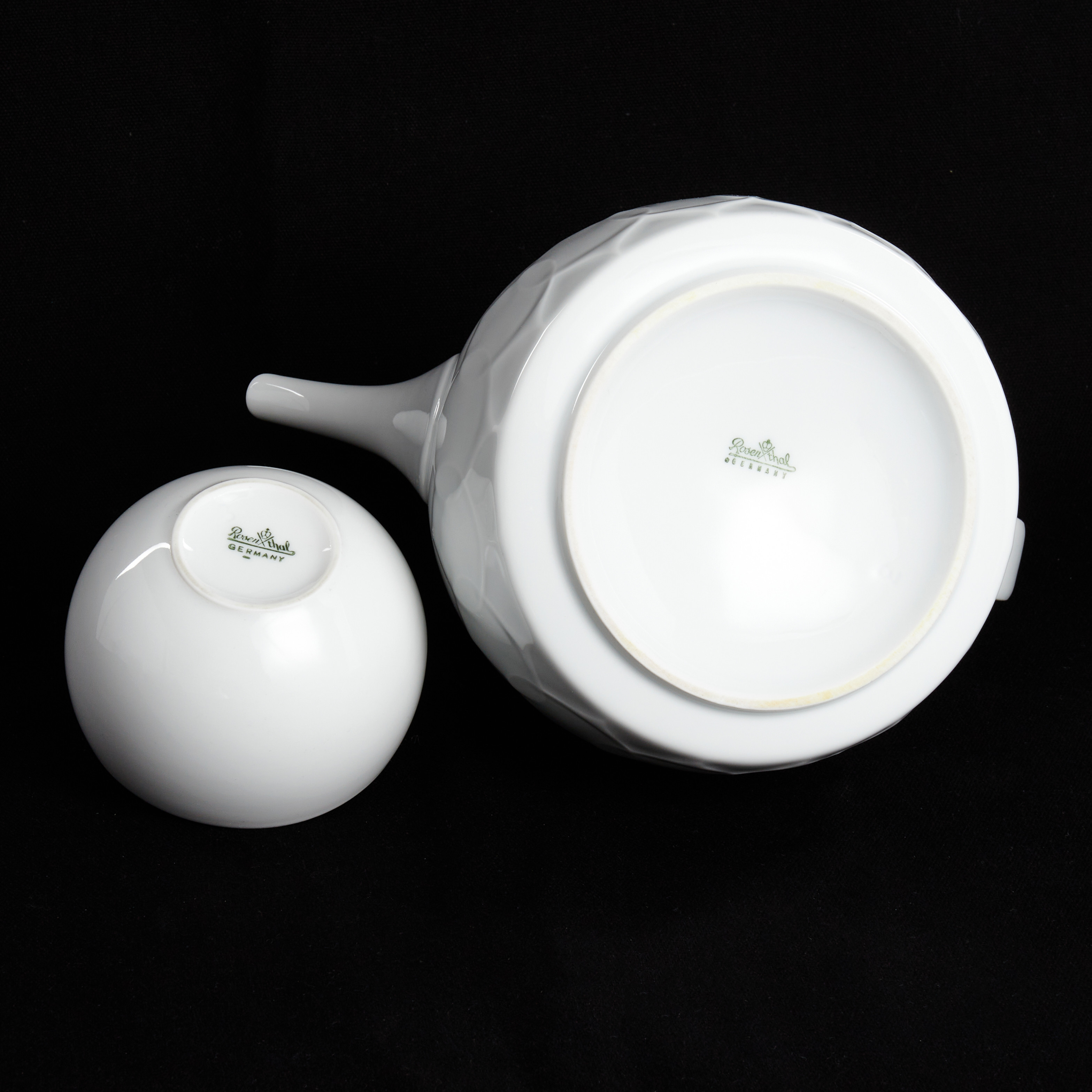 Images for 2404367. BJÖRN WIINBLAD "Lotus", 19 dlr, Rosenthal Studio ...