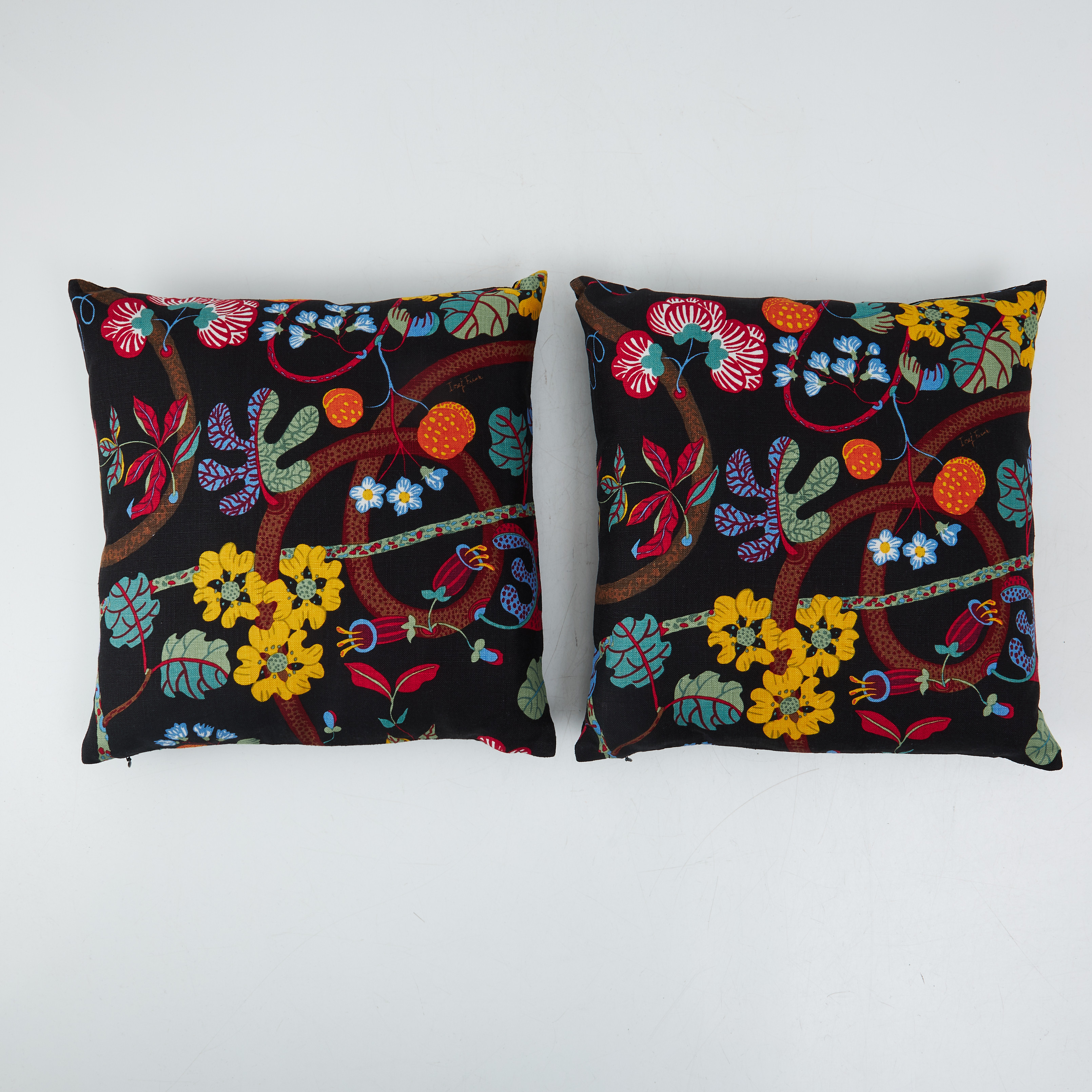 Images for 2405704. PILLOWS, a pair, linen, front with pattern ...