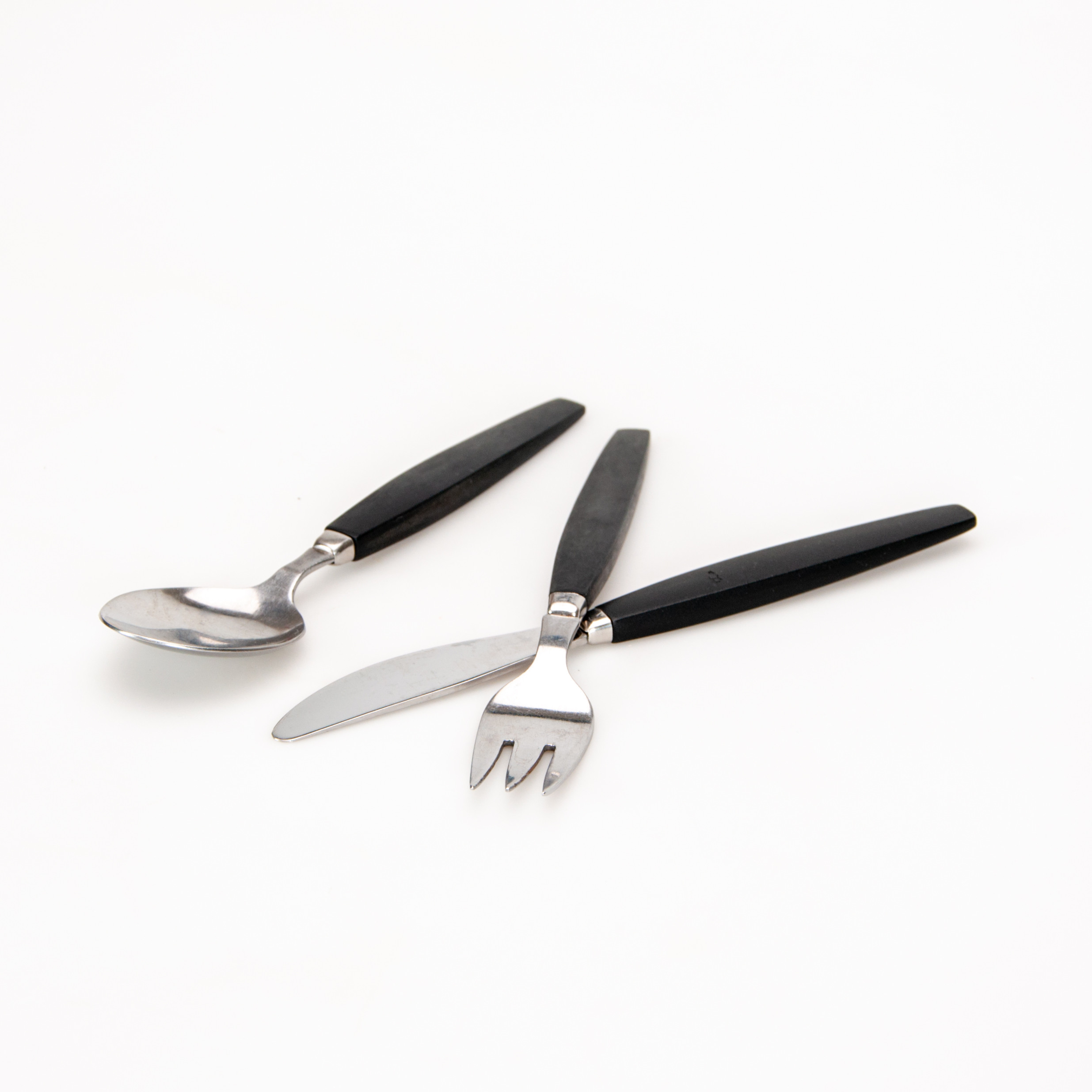 Bilder för 2410619. BESTICK, bakelit och rostfritt stål, 36 delar ...