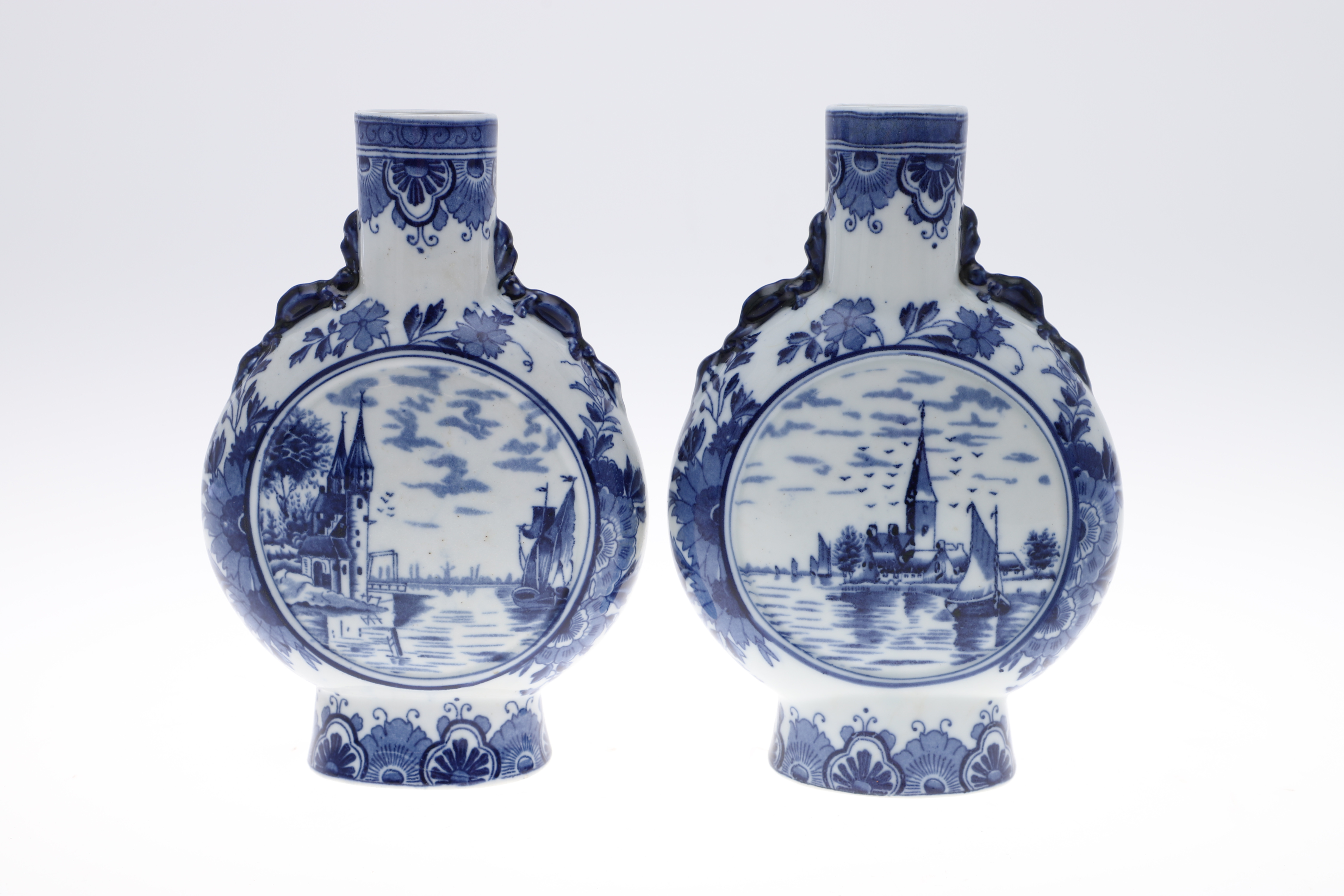 Images for 2411935. A PAIR OF DUTCH DELFT POTTERY MOON FLASKS. - Auctionet