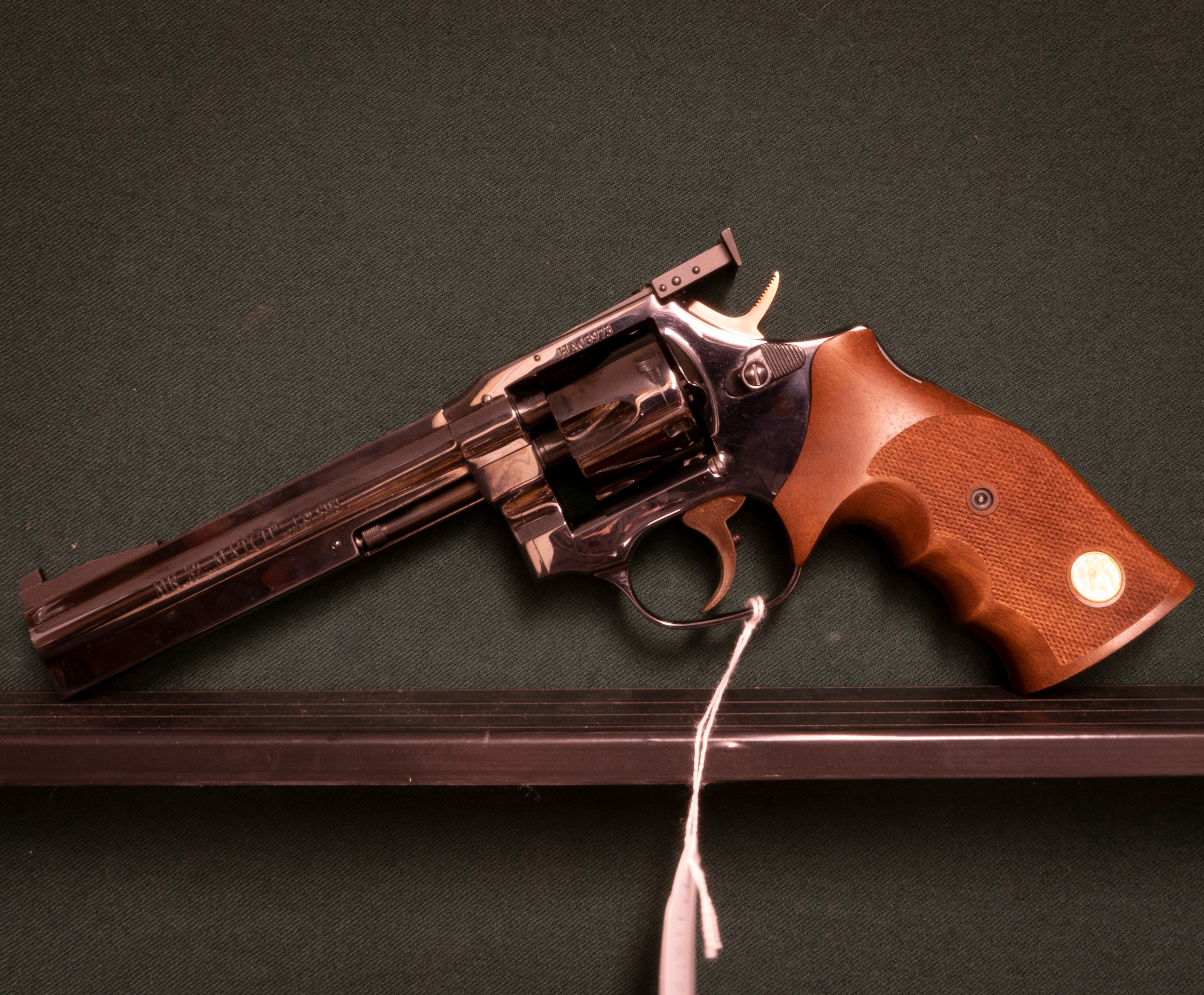 Revolver Fransk Fabrikat Manurhin Kal 32 tillv.nr. HA03973. Licensvapen ...