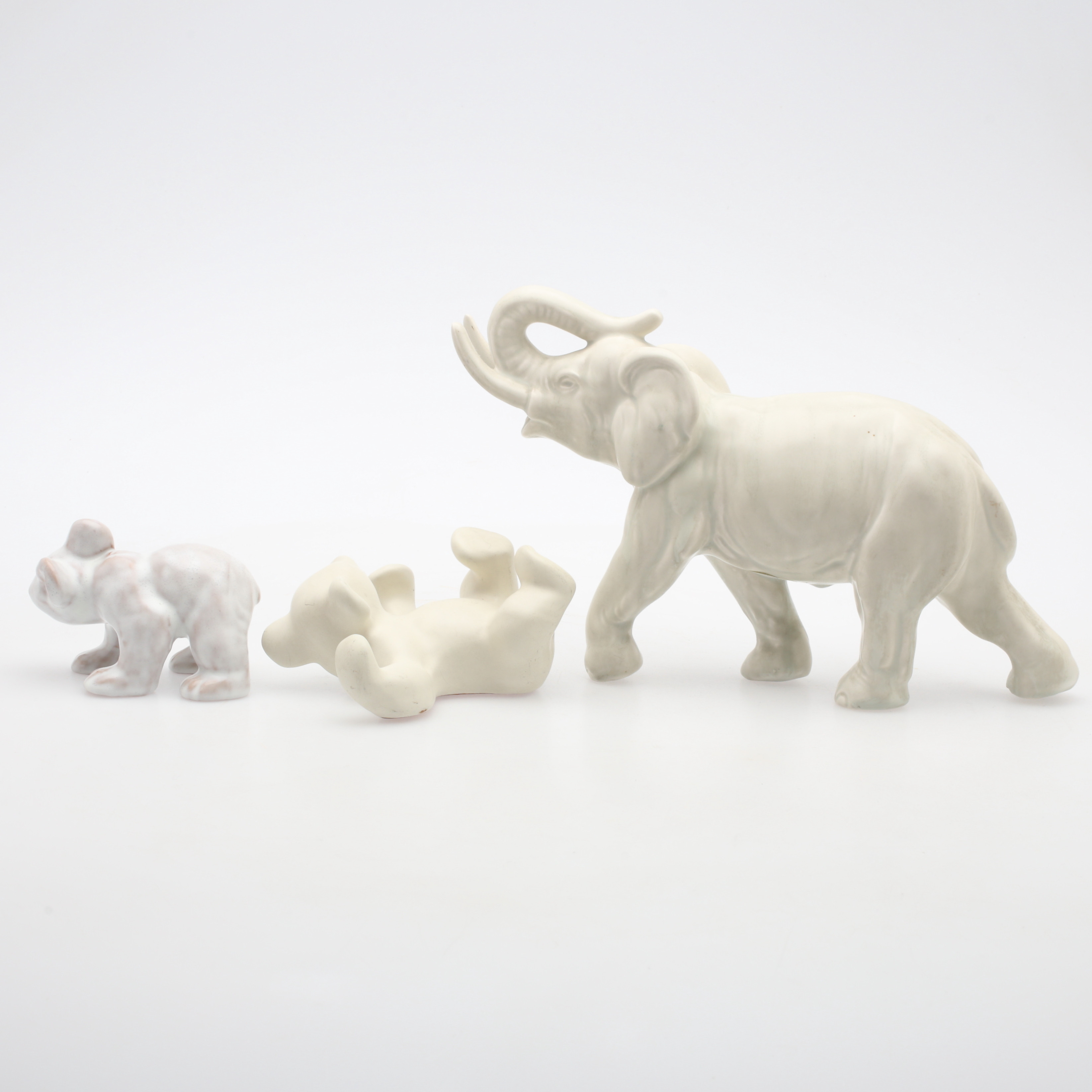 Images for 2418534. CERAMICS, 3 parts, glazed figures in the form of ...