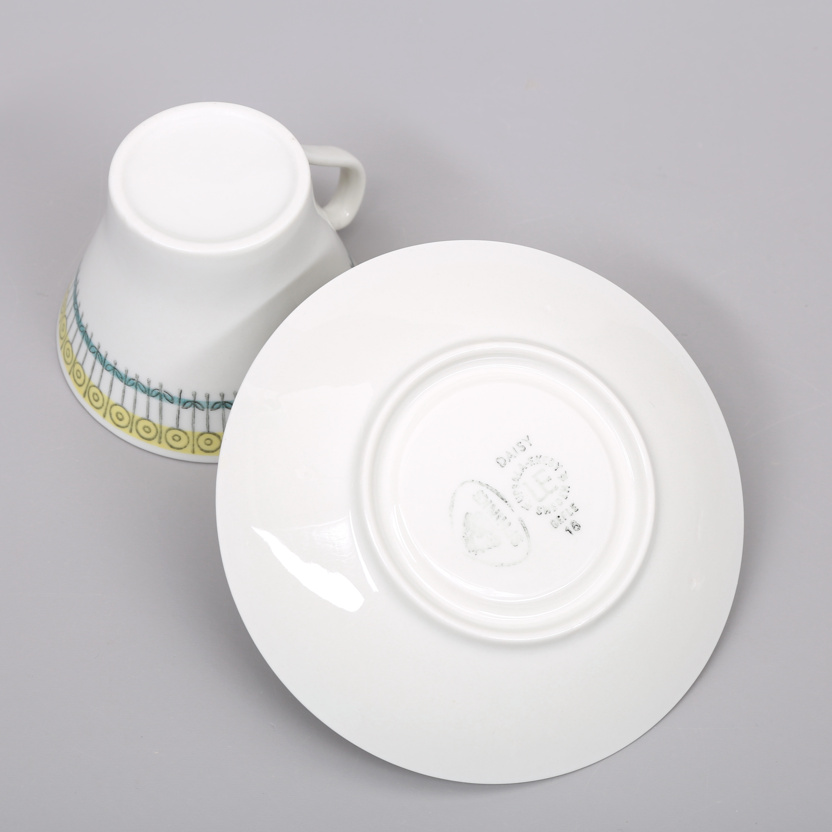 Images for 2438282. HELMER RINGSTRÖM. Teacup, "Daisy Sphinx", Upsala ...